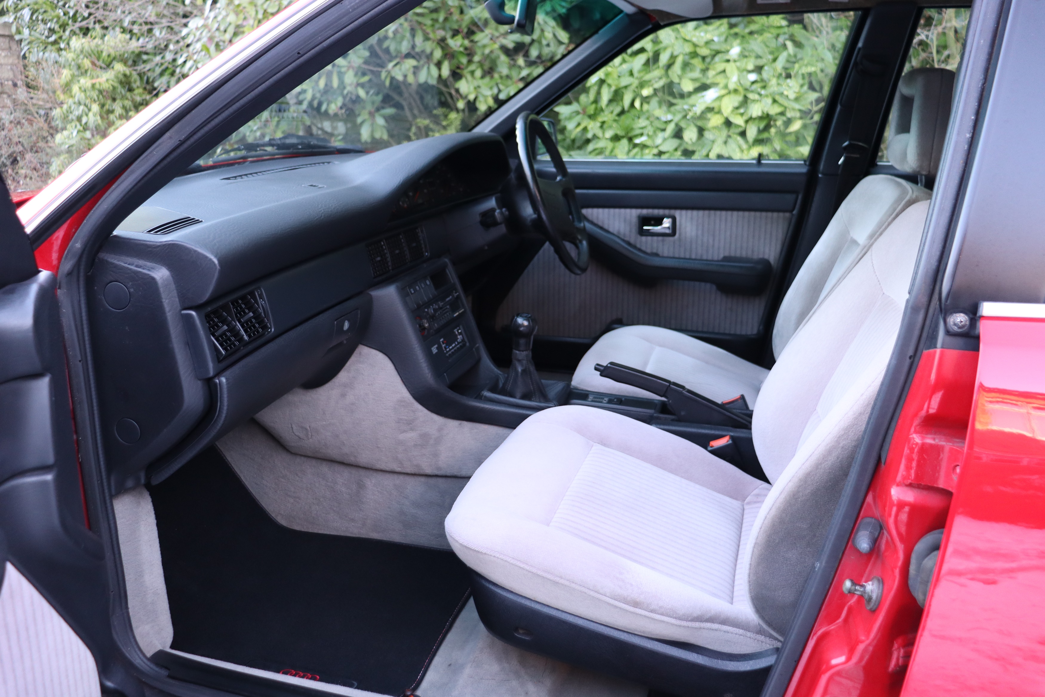 Lot 18 - 1990 Audi 100 Avant Quattro Turbo