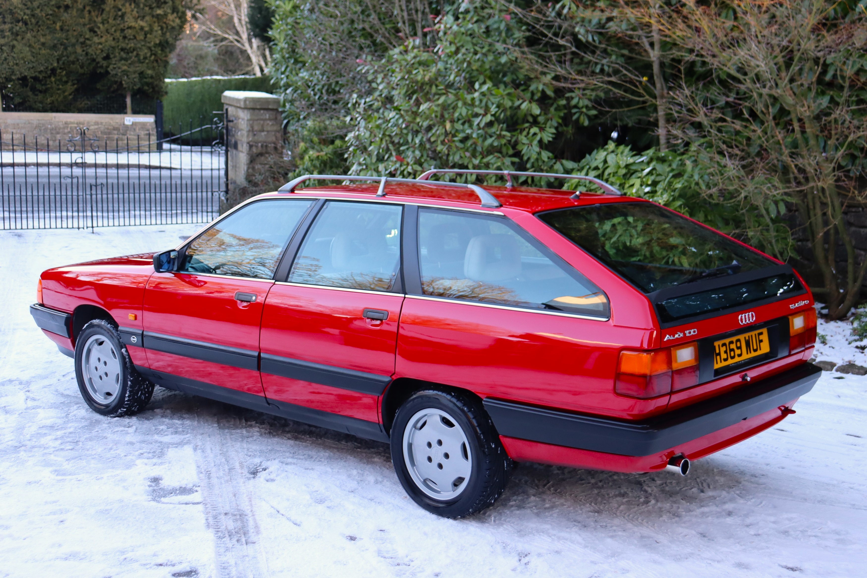 Lot 18 - 1990 Audi 100 Avant Quattro Turbo