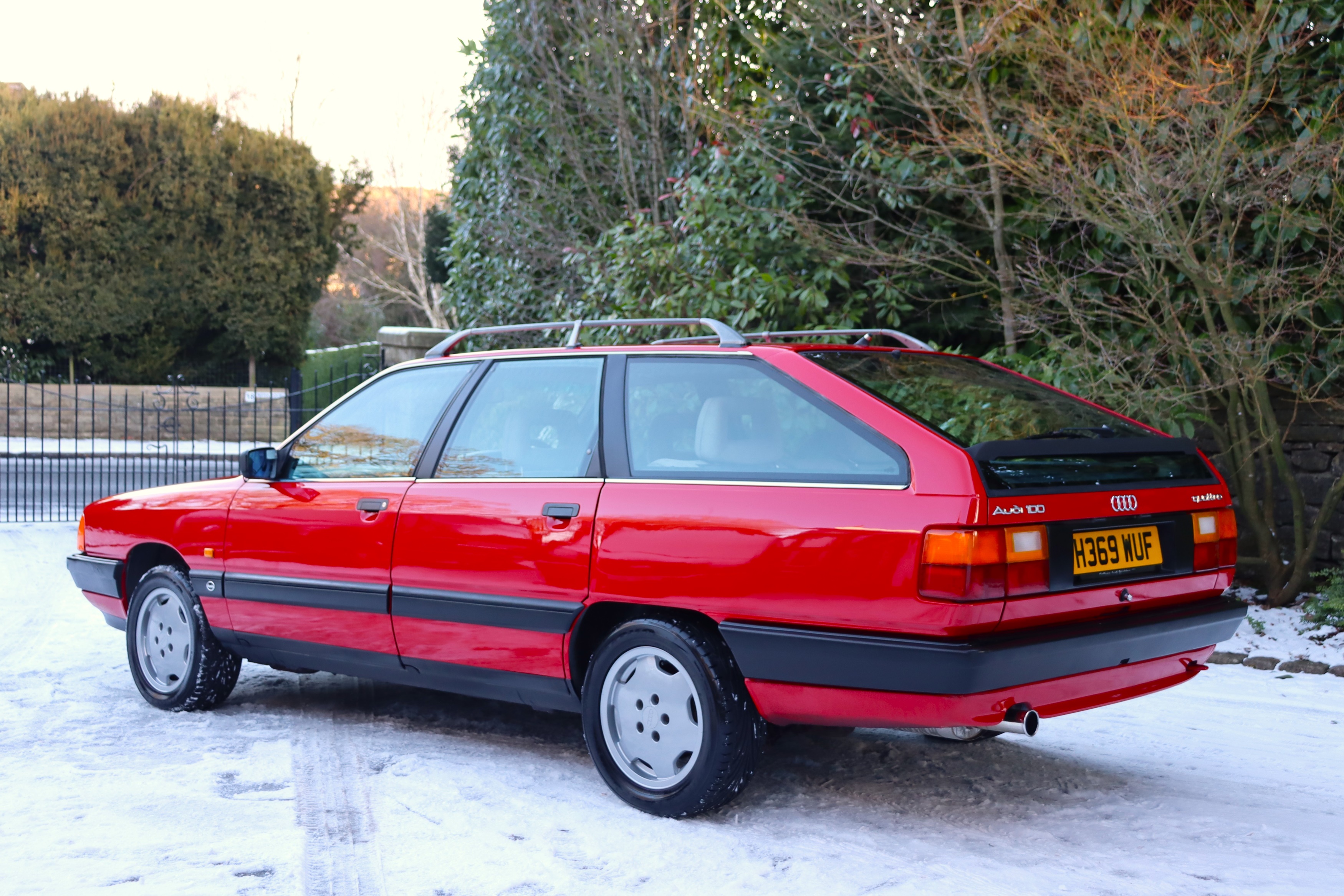 Lot 18 - 1990 Audi 100 Avant Quattro Turbo