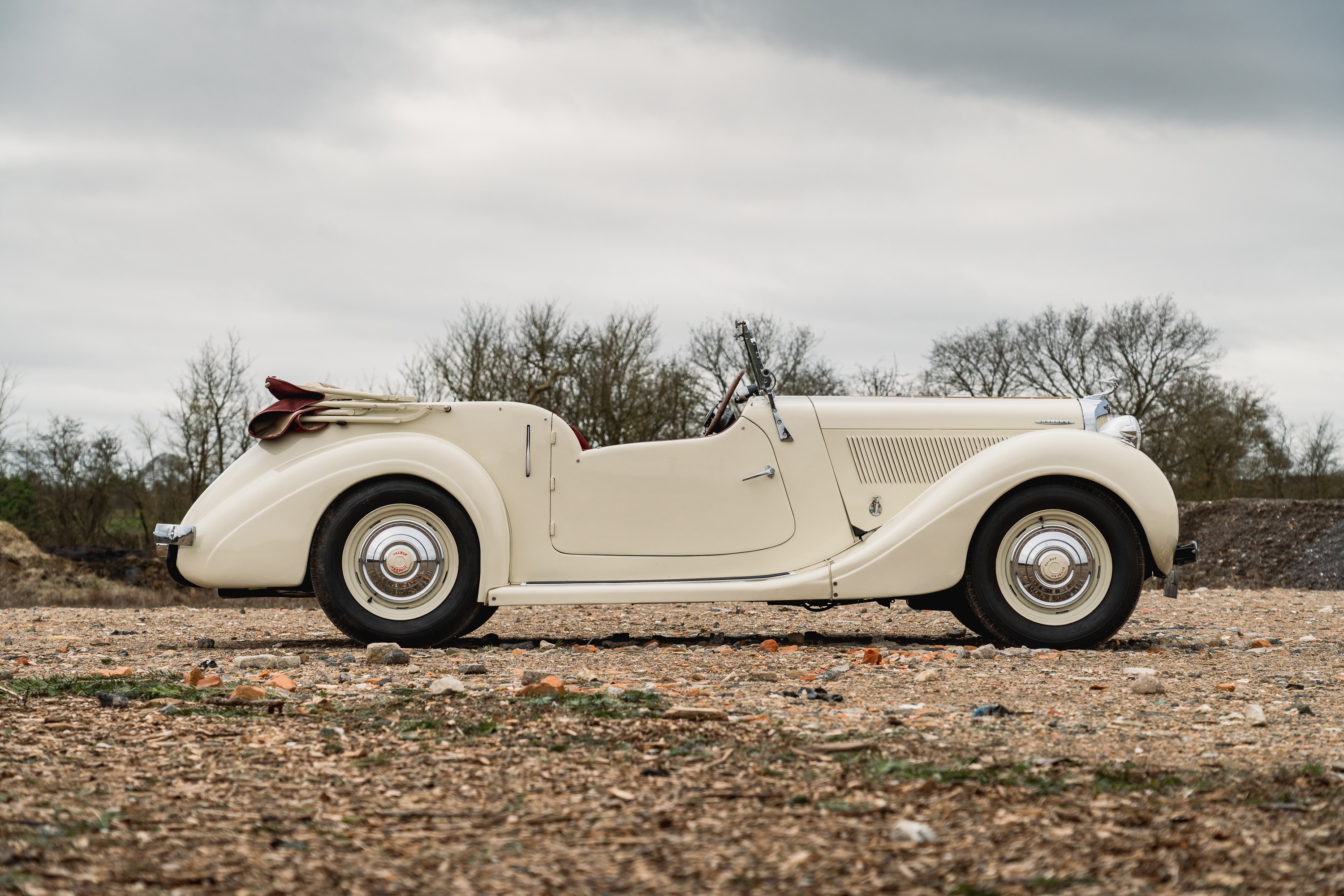 Lot 23 - 1947 Sunbeam-Talbot 2-Litre Sports Tourer