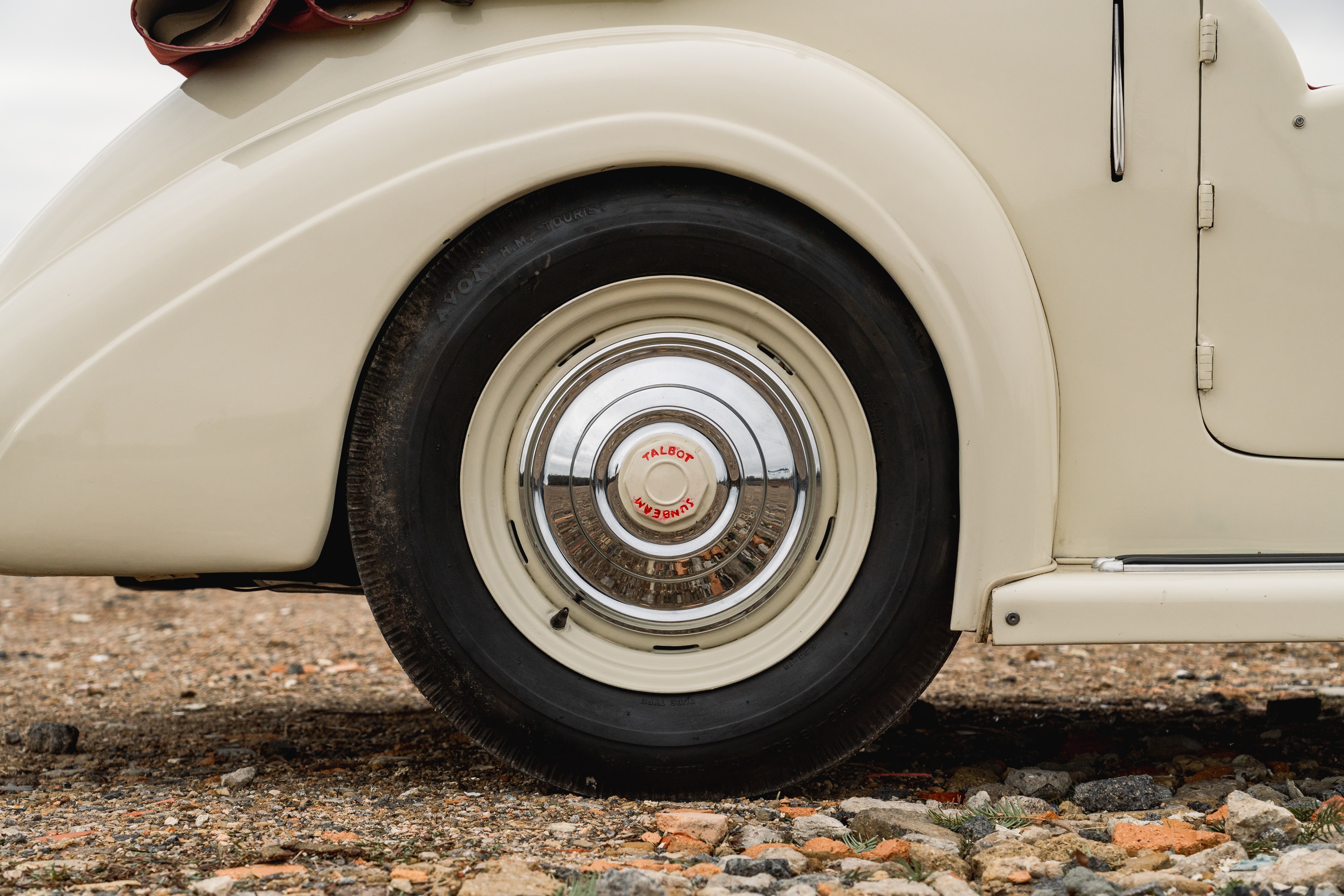 Lot 23 - 1947 Sunbeam-Talbot 2-Litre Sports Tourer