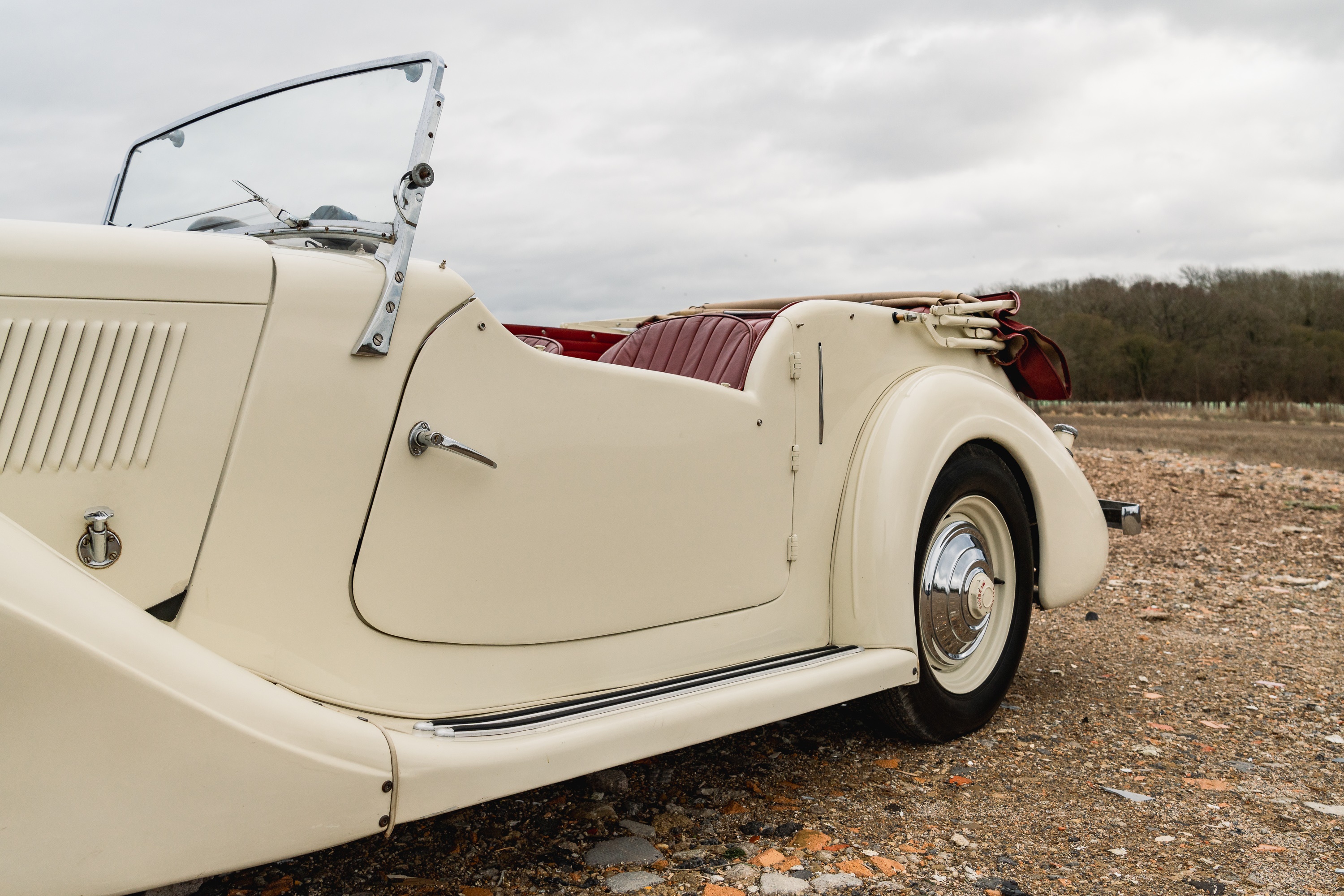 Lot 23 - 1947 Sunbeam-Talbot 2-Litre Sports Tourer