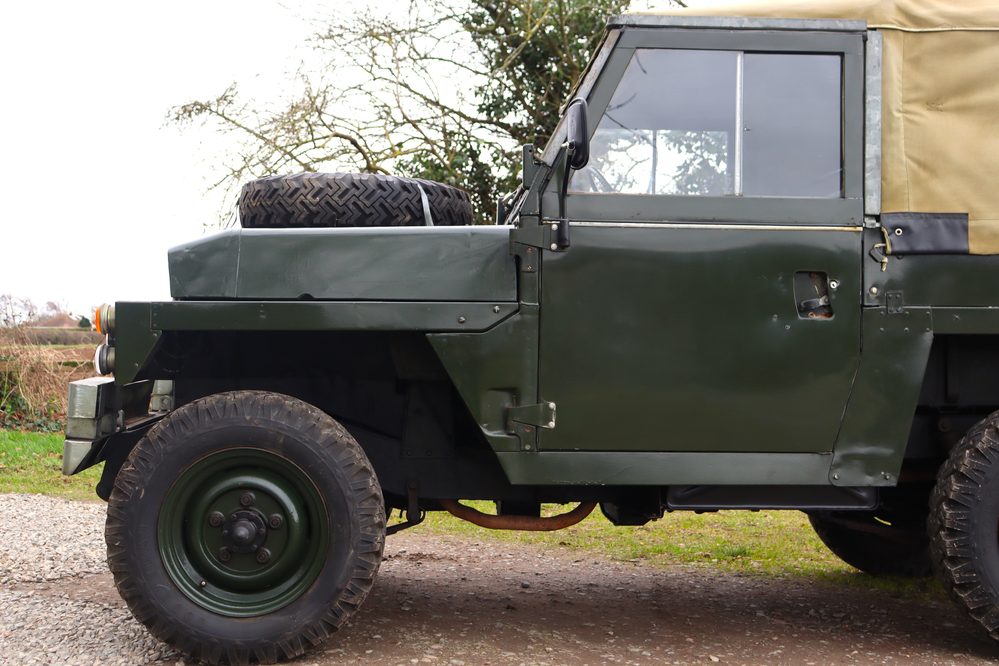 Lot 26 - 1984 Land Rover 88 Lightweight