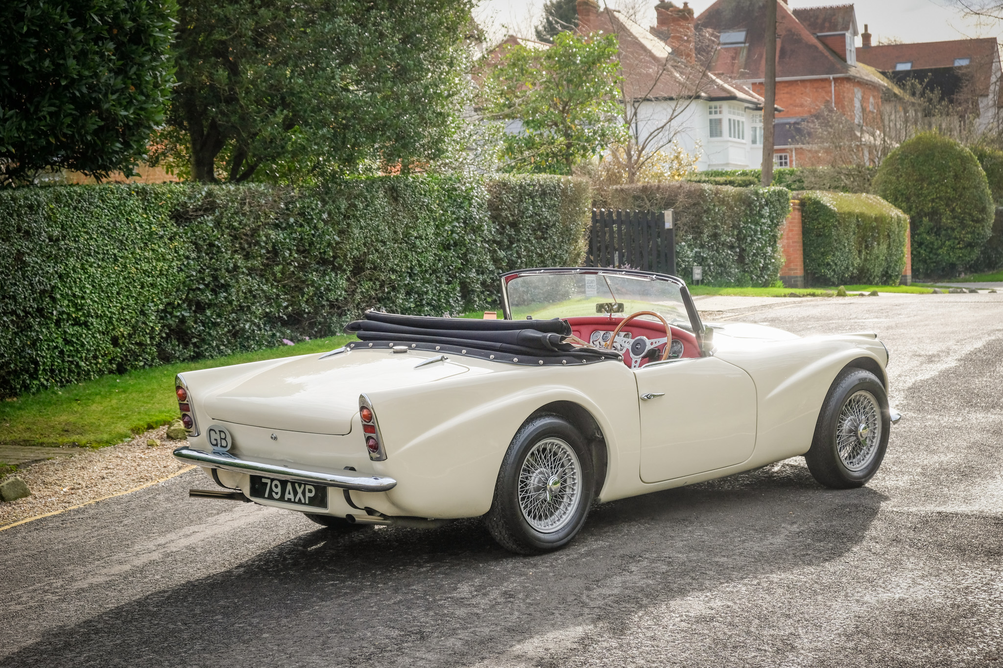 Lot 113 - 1960 Daimler SP250 Dart