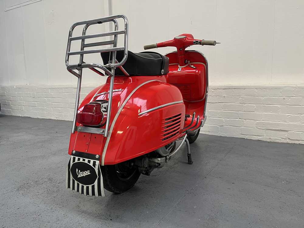 Lot 107 - 1966 Vespa SS180 Super Sport