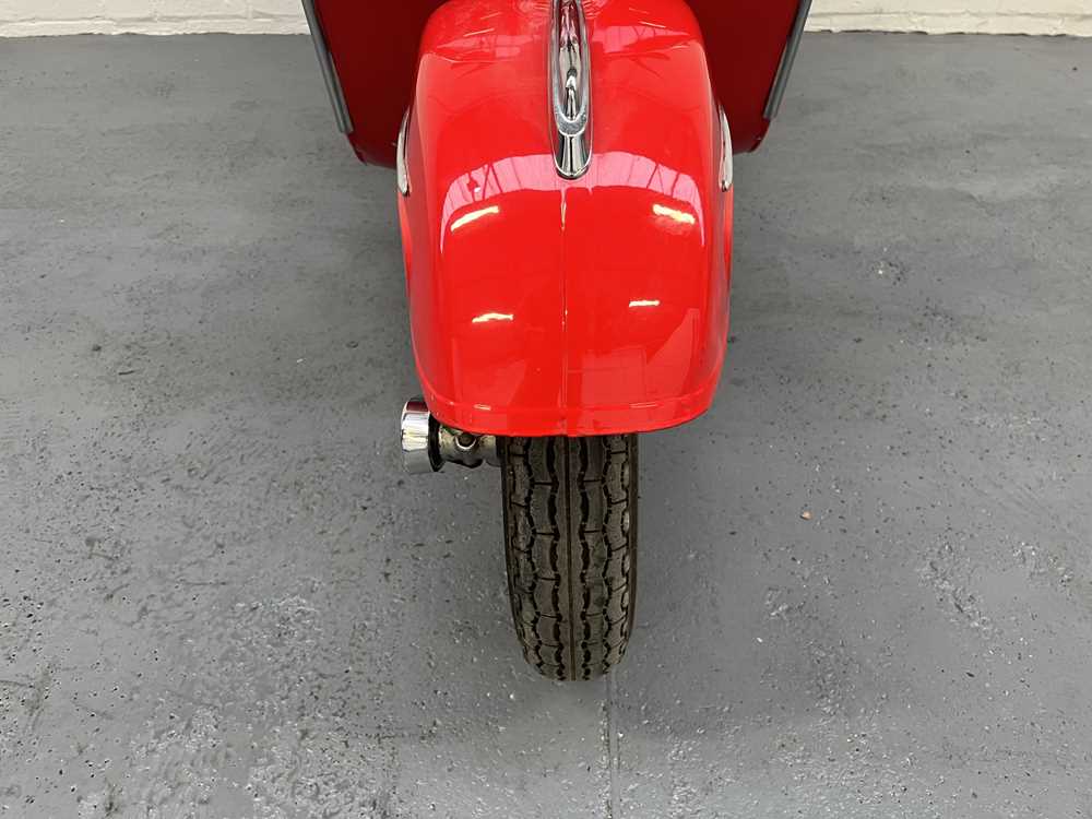 Lot 107 - 1966 Vespa SS180 Super Sport