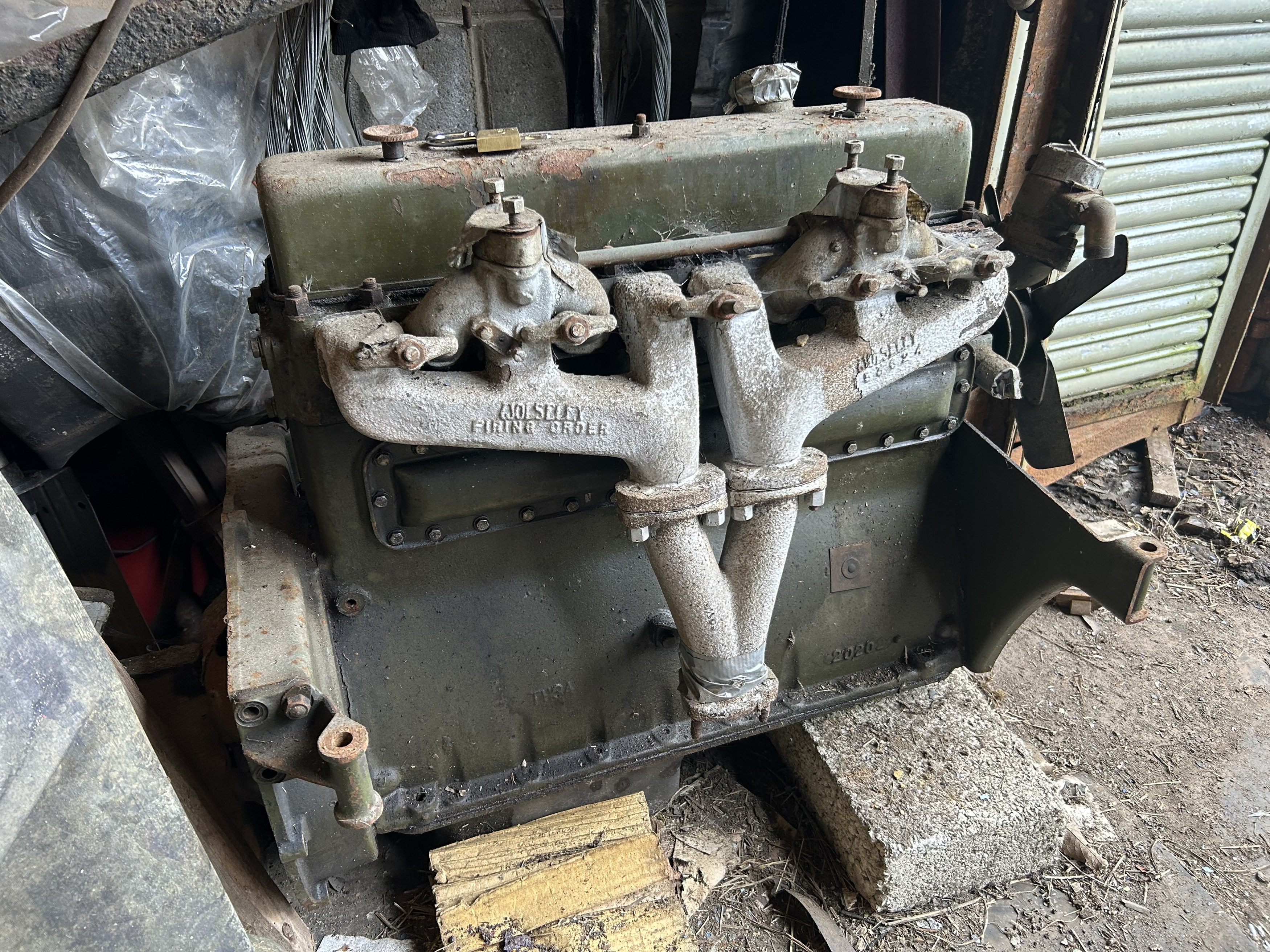 Lot 30 - c.1948 Wolseley 14/60 Engine