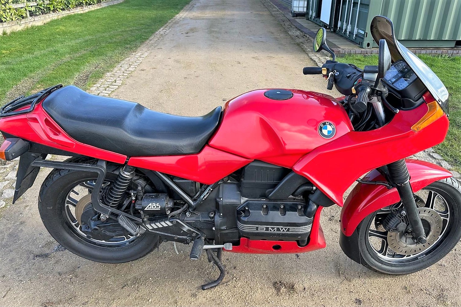 Lot 237 - 1992 BMW K75S