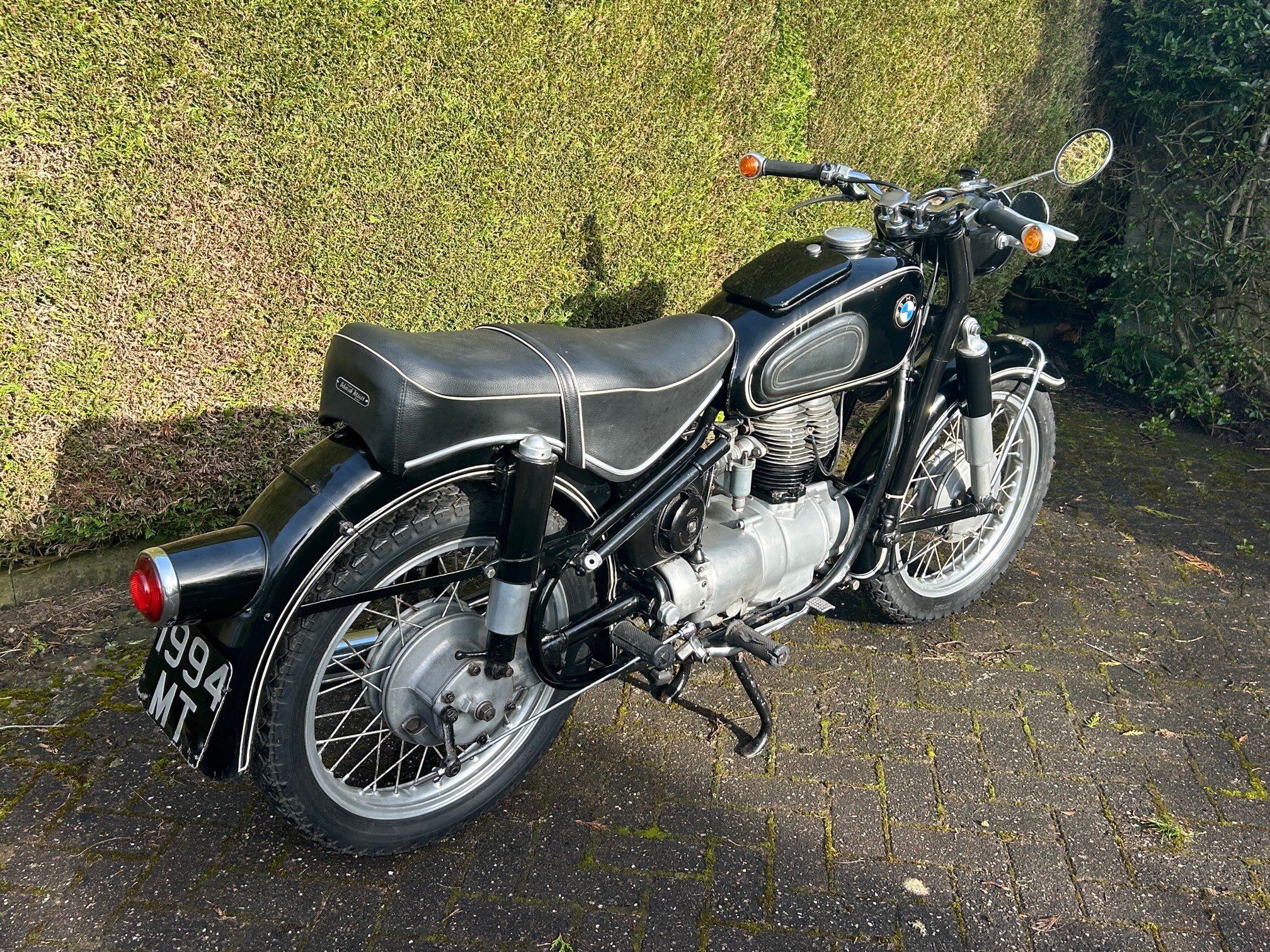Lot 338 - 1961 BMW R27