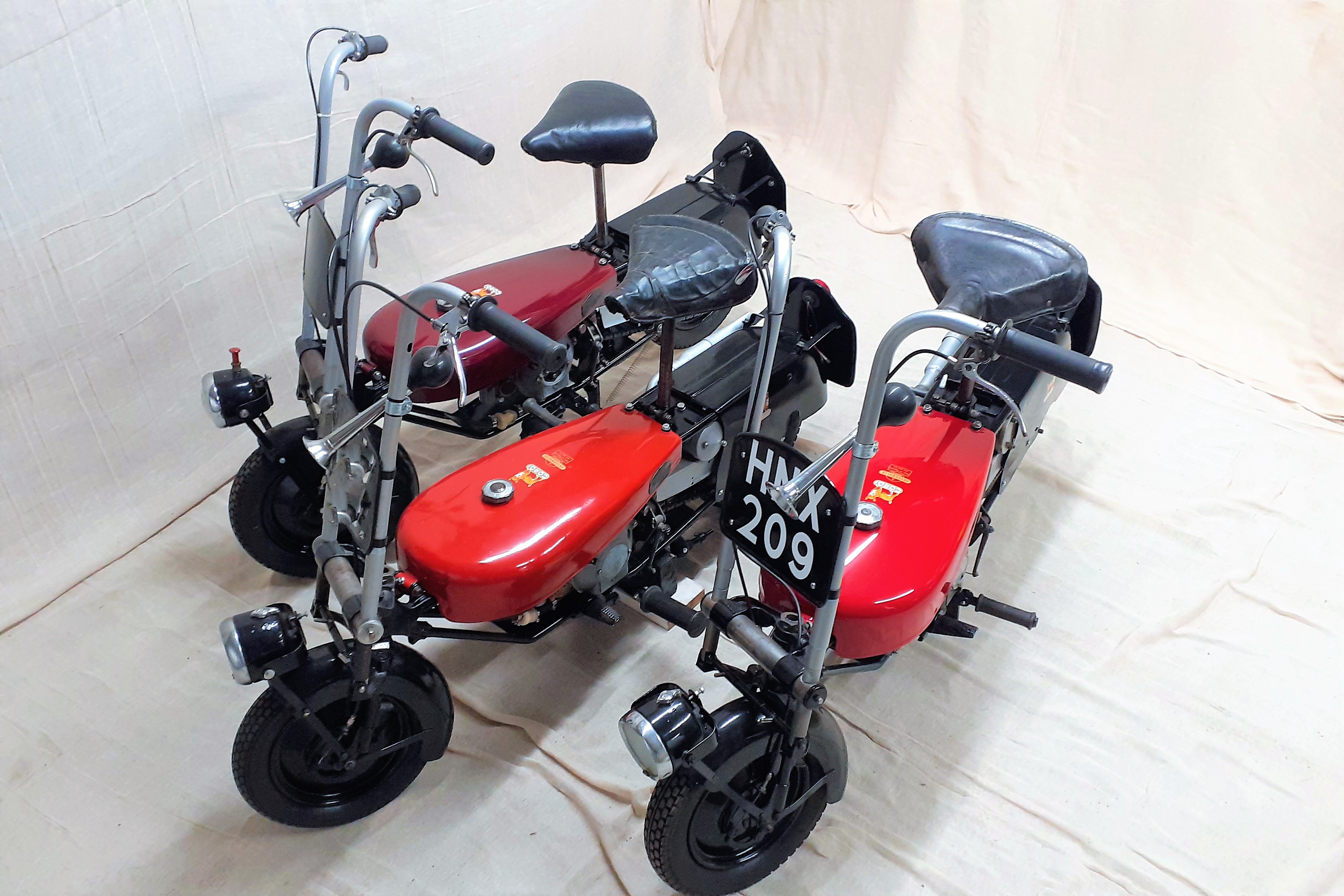 Lot 222 - 3x Corgi Motorcycles