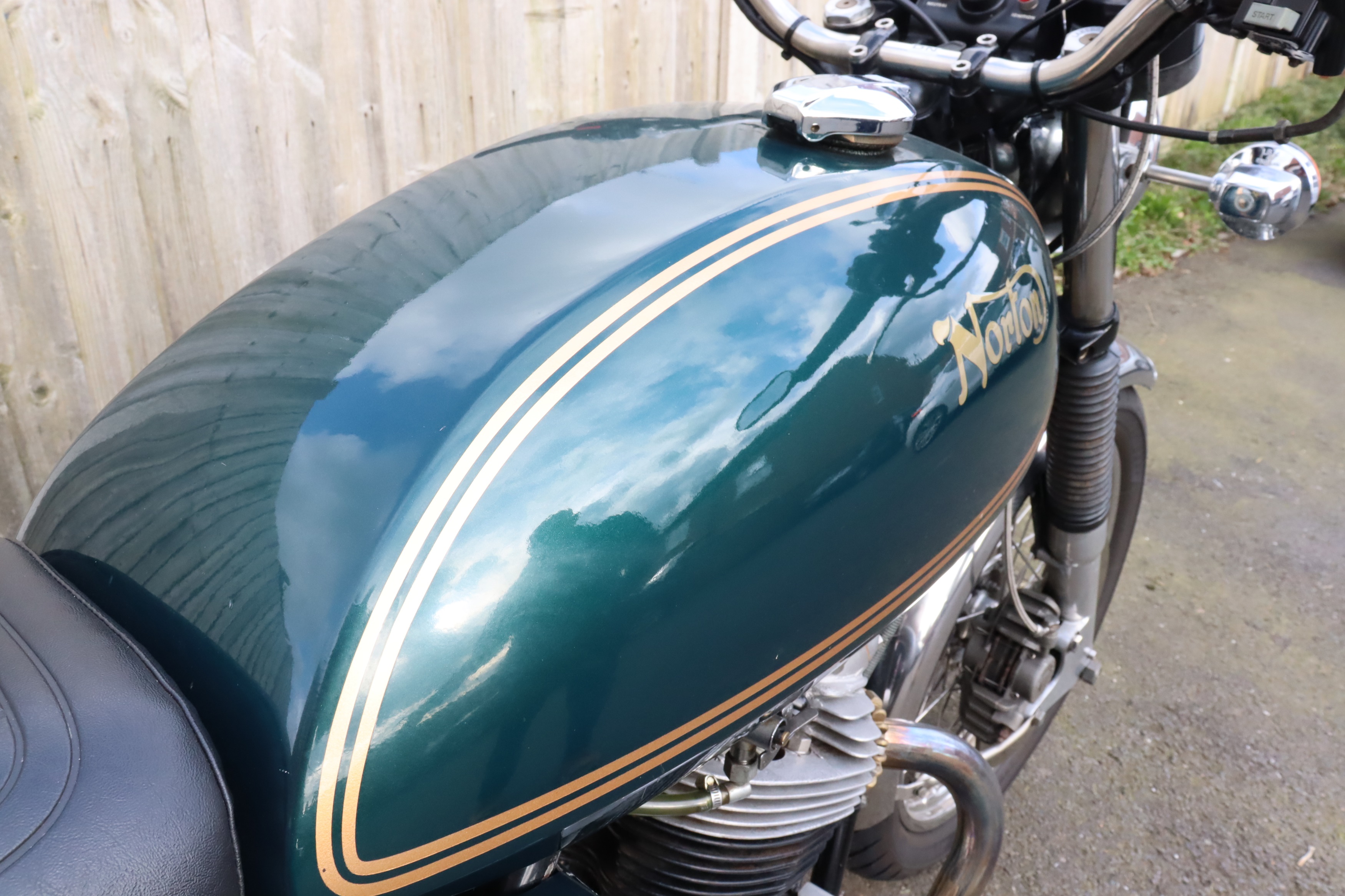 Lot 299 - 1975 Norton Commando 850 Mk3