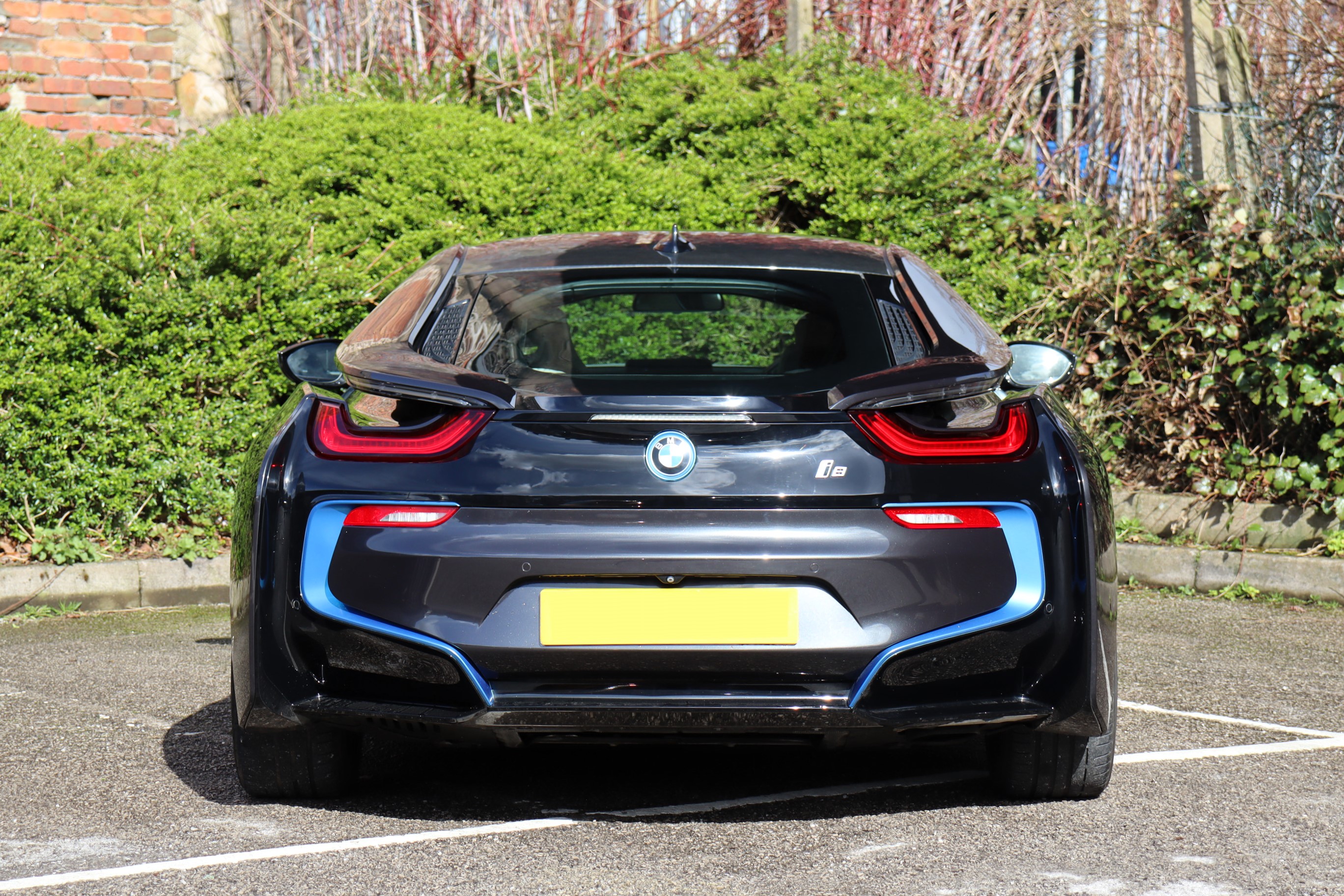 Lot 85 - 2014 BMW i8