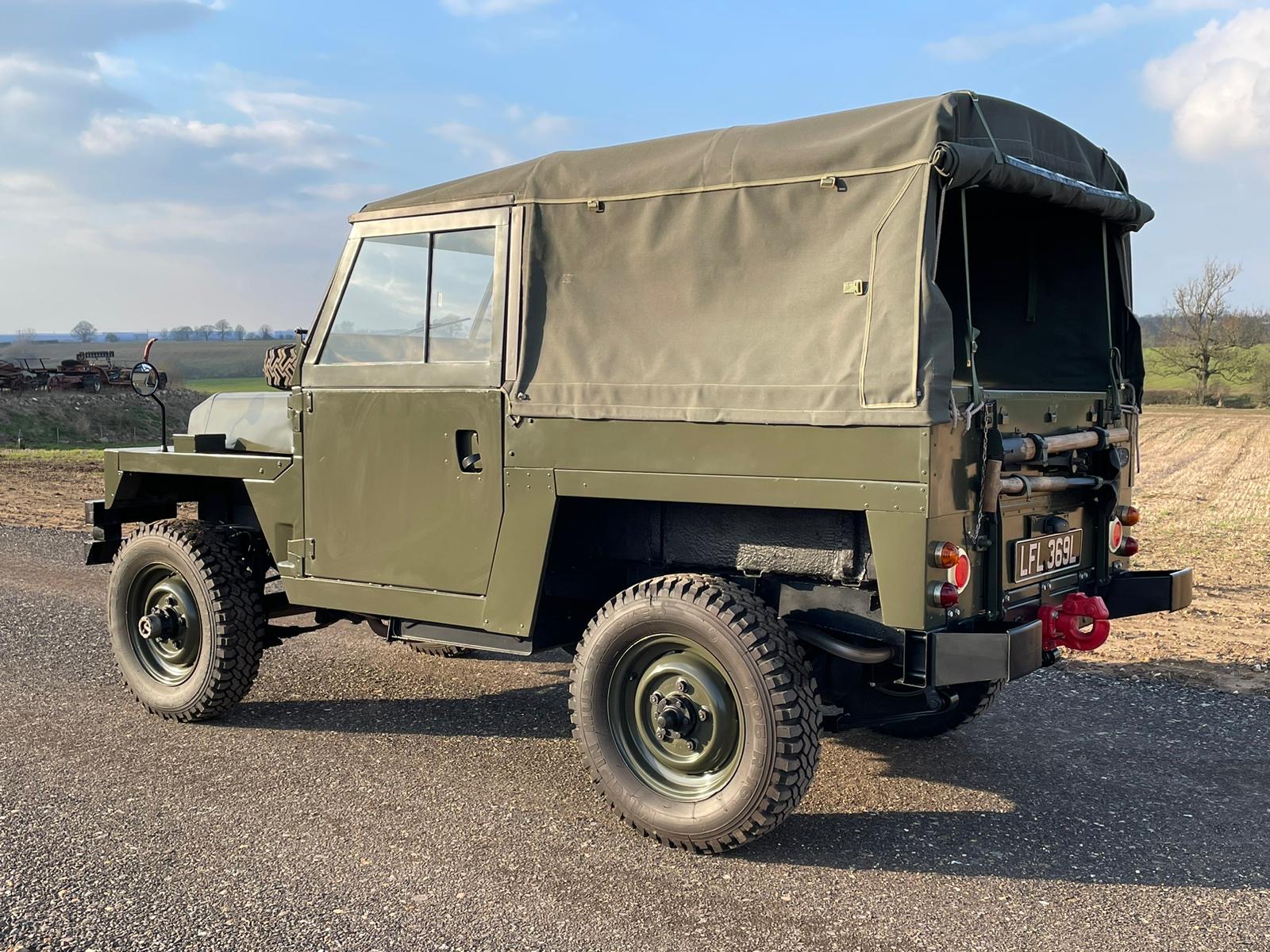 Lot 71 - 1972 Land Rover 88 Lightweight
