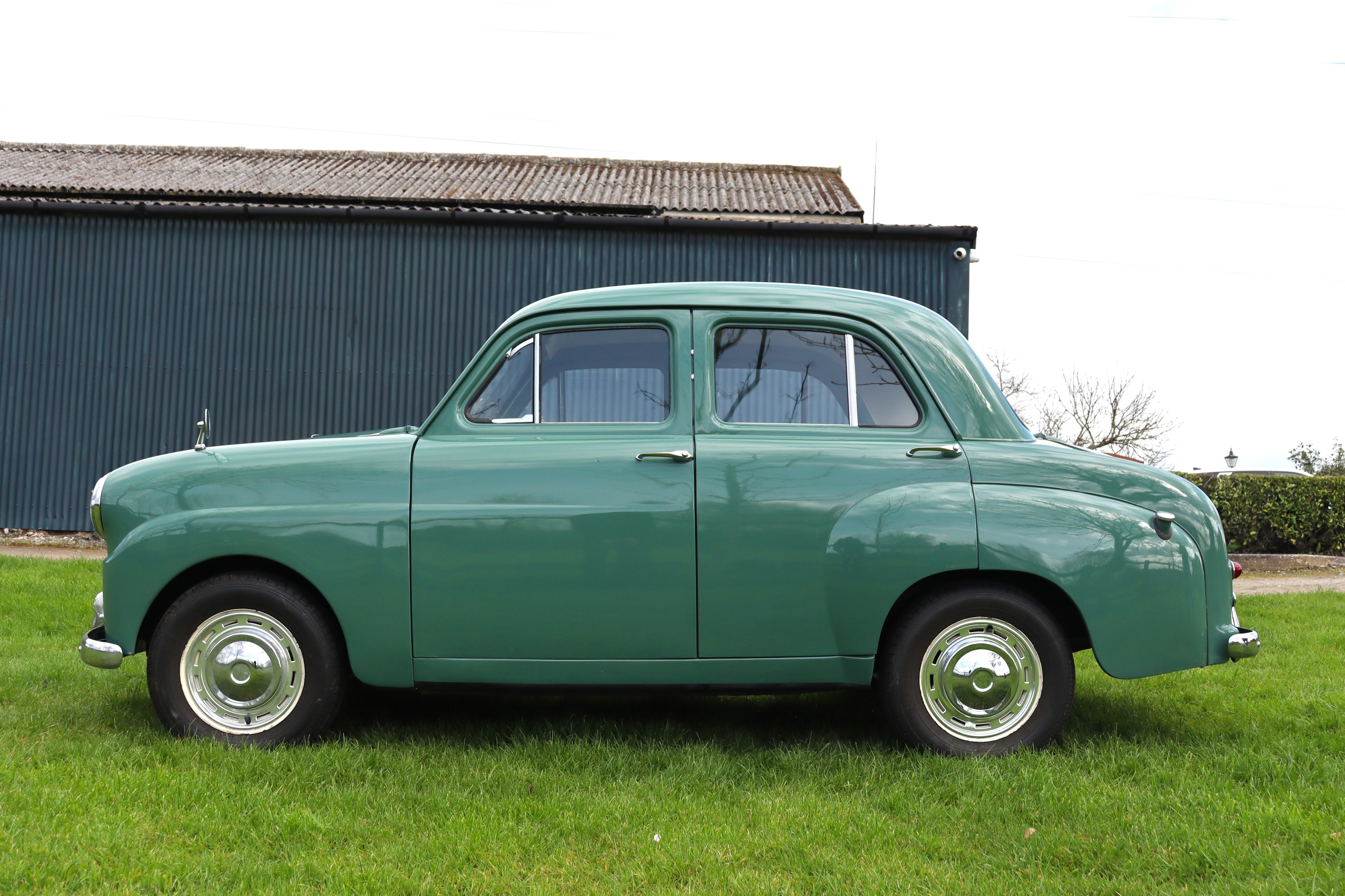 Lot 1 - 1958 Standard Ten Saloon
