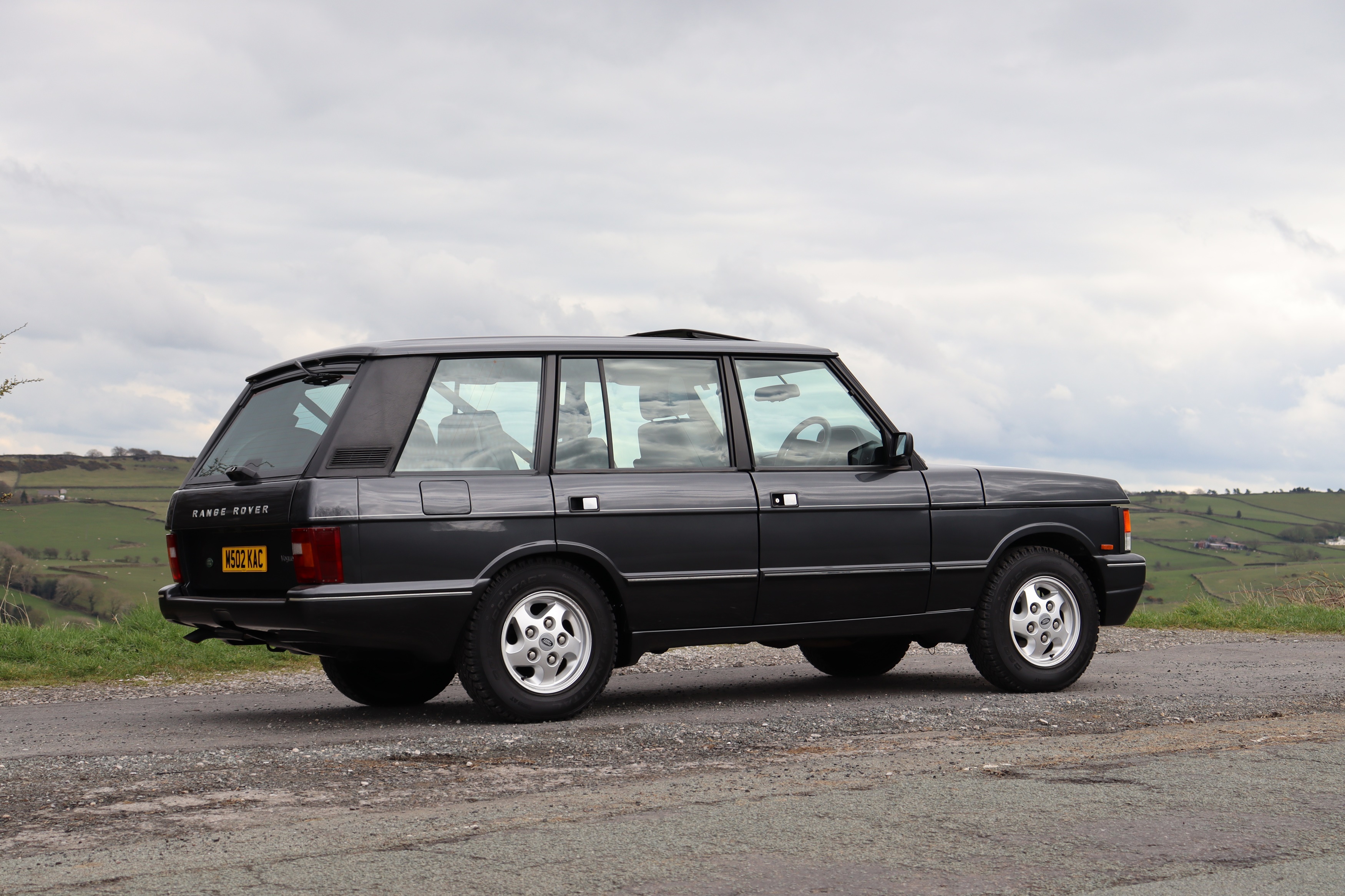 Lot 66 - 1995 Range Rover Classic Vogue LSE 4.2 Litre