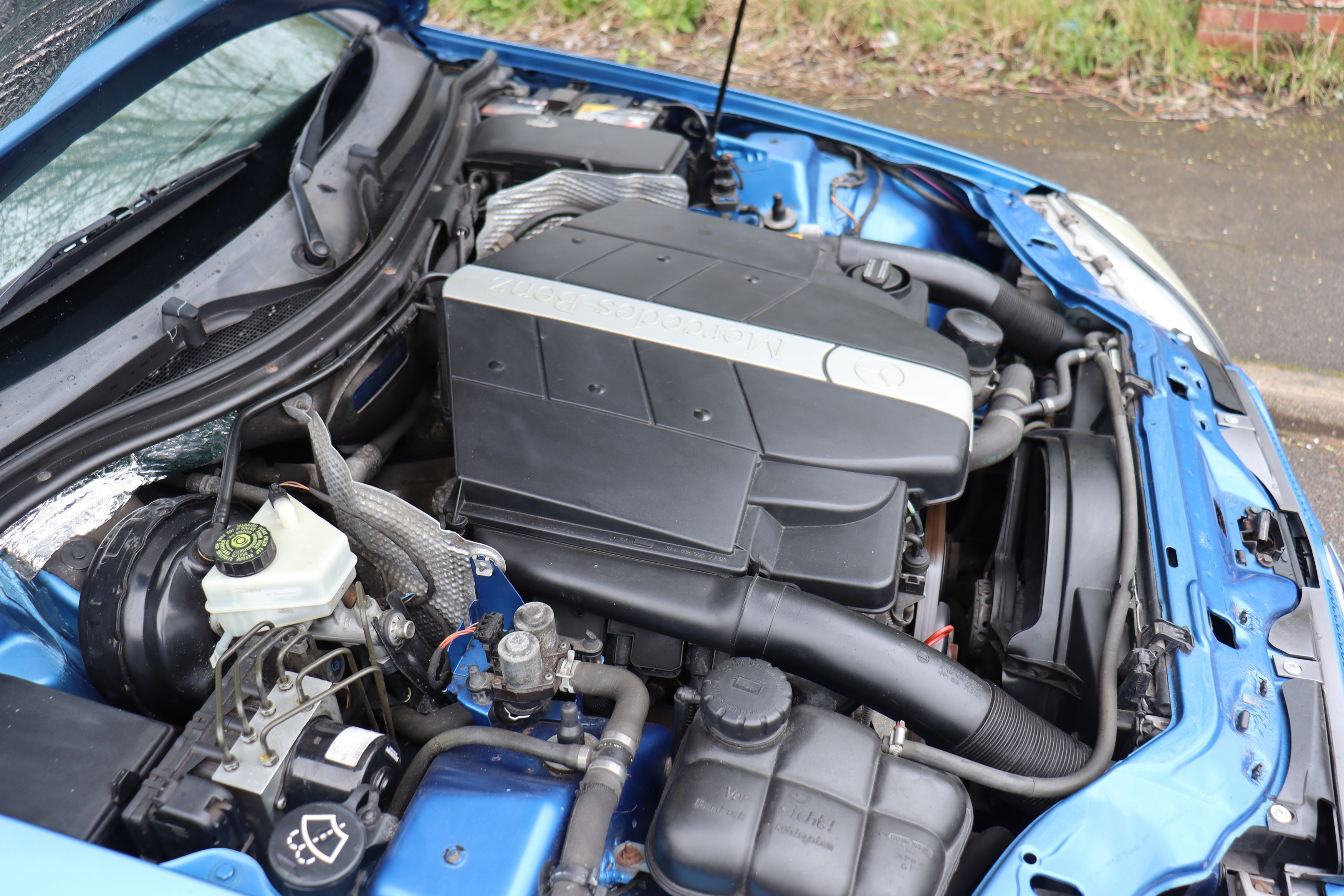 Lot 3 - 2001 Mercedes-Benz SLK 320