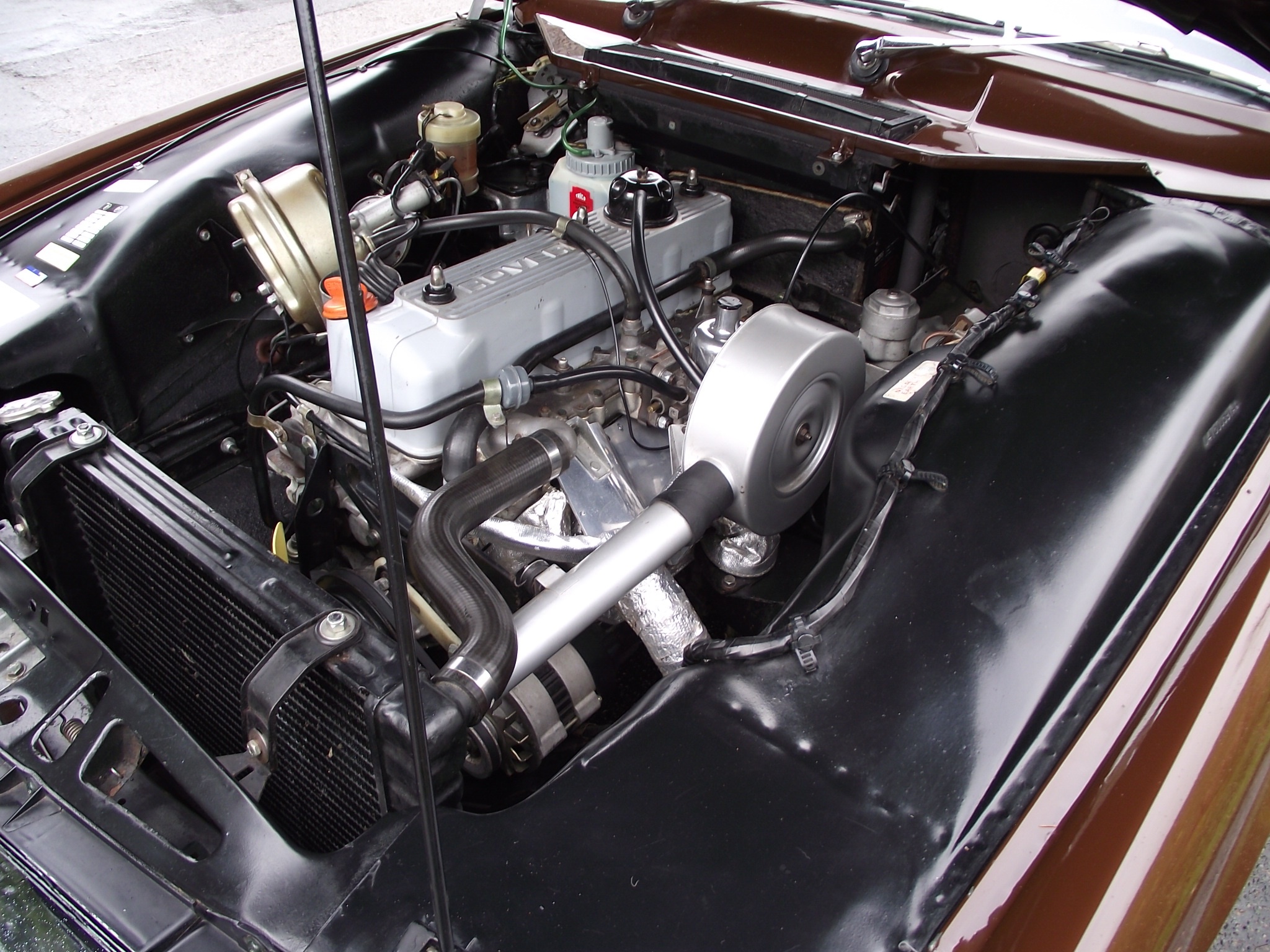 Lot 44 - 1974 Rover P6 2200 SC