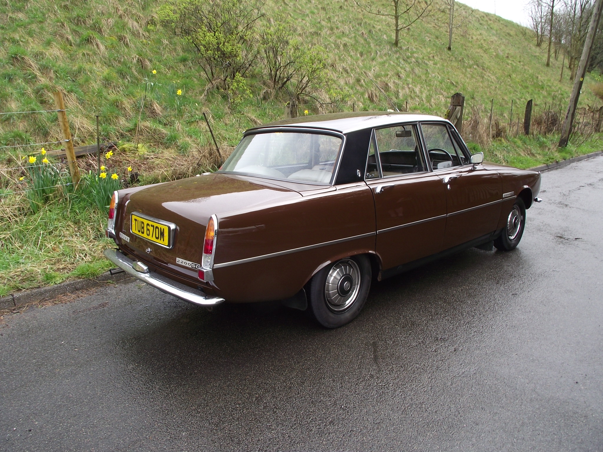 Lot 44 - 1974 Rover P6 2200 SC