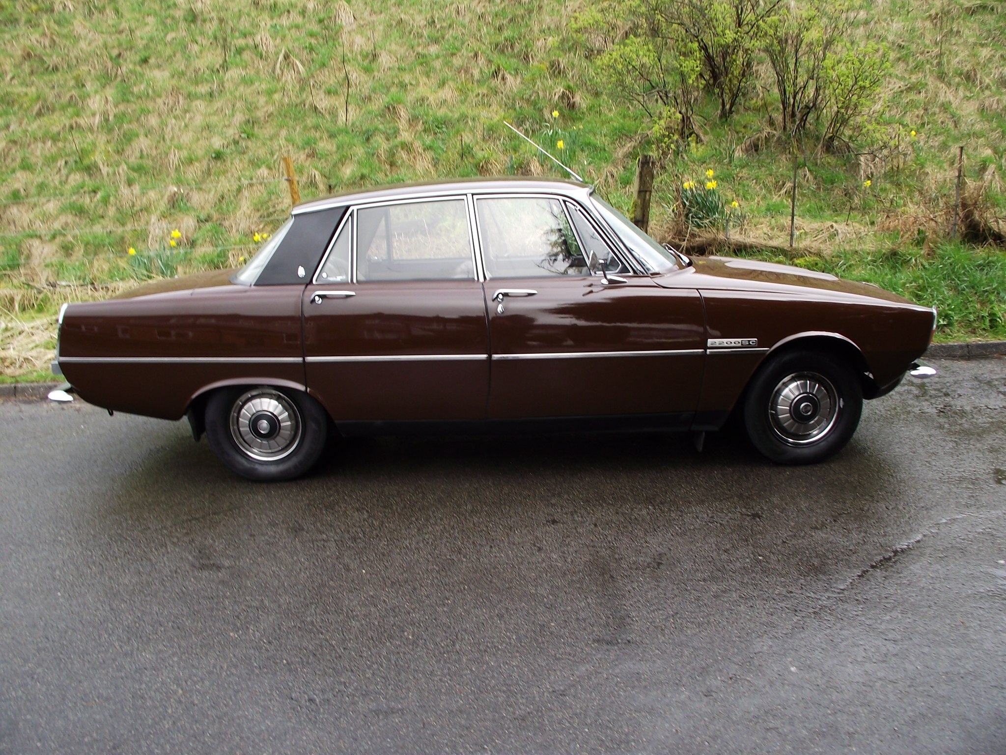 Lot 44 - 1974 Rover P6 2200 SC