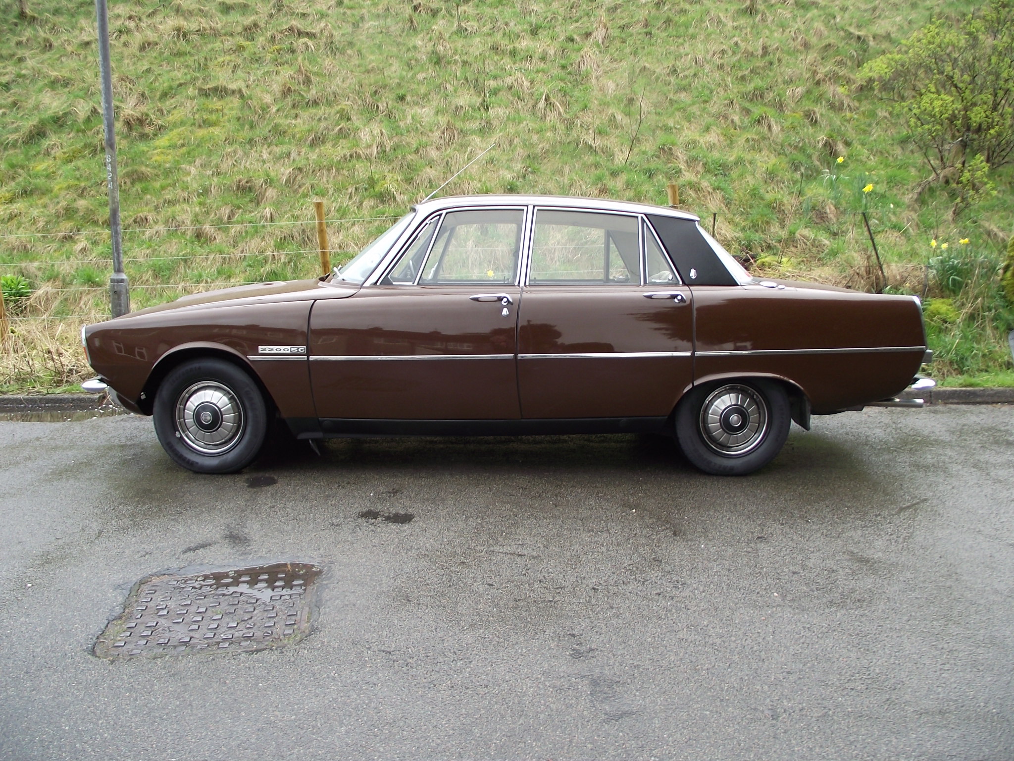 Lot 44 - 1974 Rover P6 2200 SC