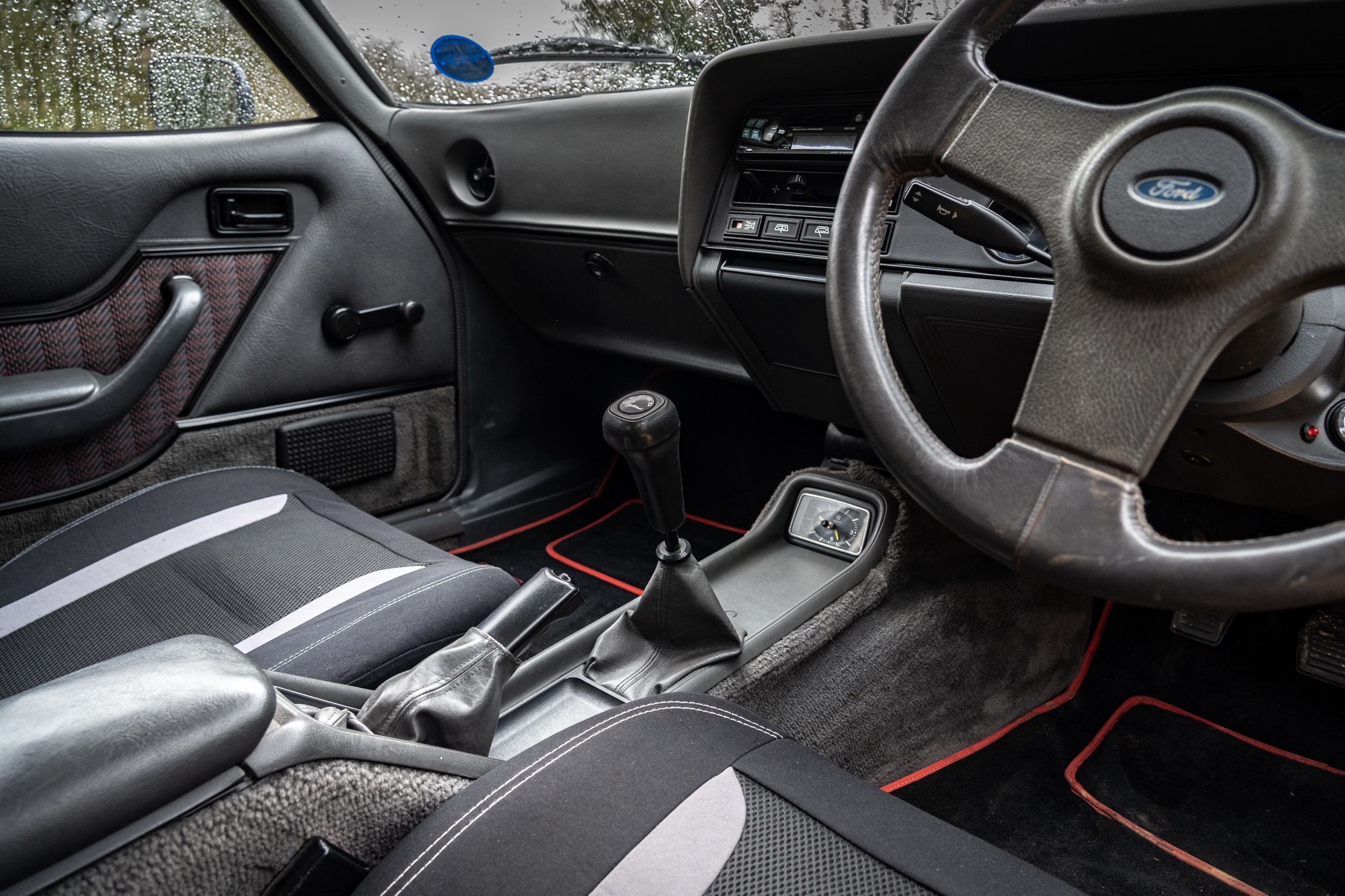 Lot 12 - 1985 Ford Capri Laser 2.0 Litre