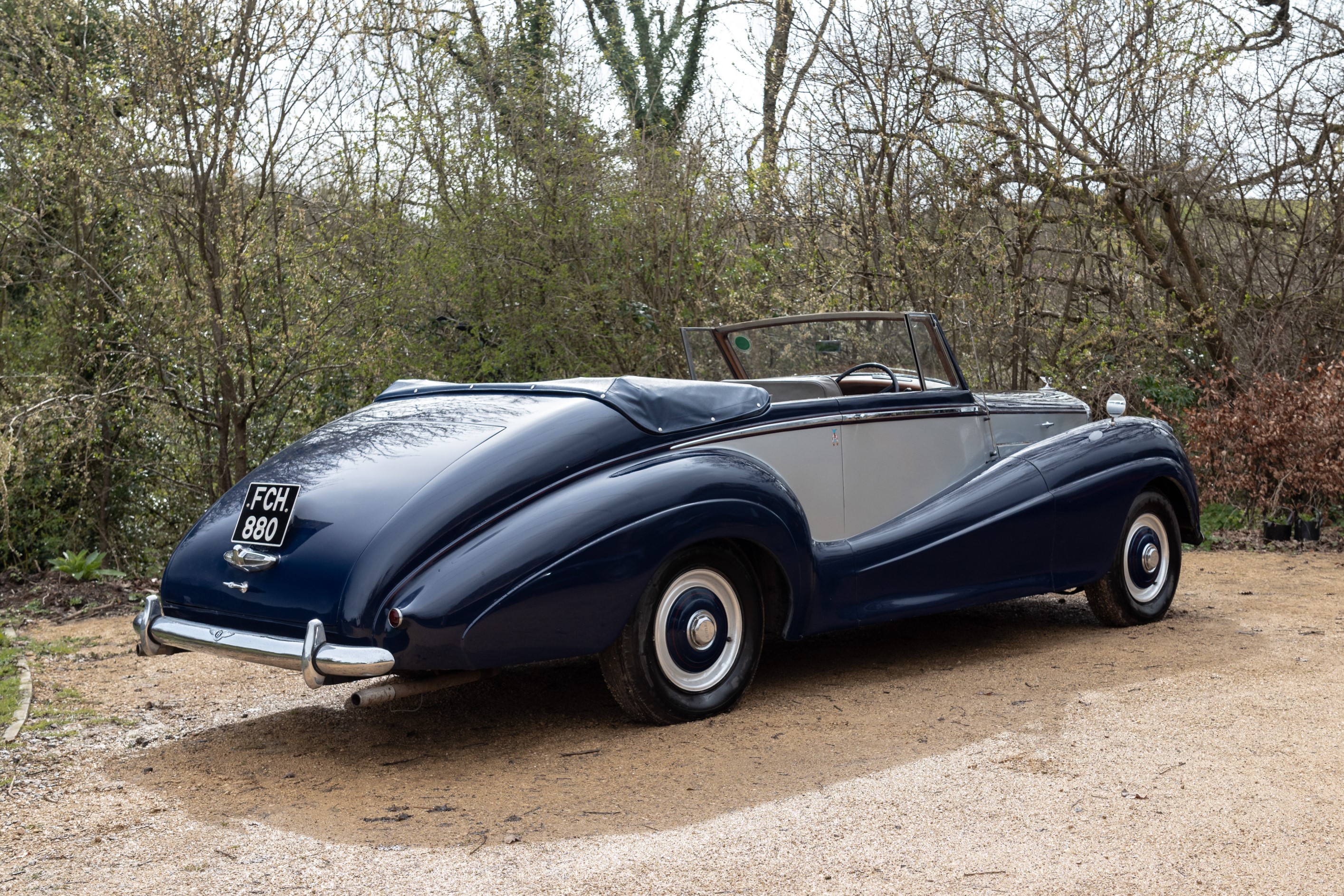 Lot 93 - 1954 Bentley R-Type Park Ward Drophead Coupe