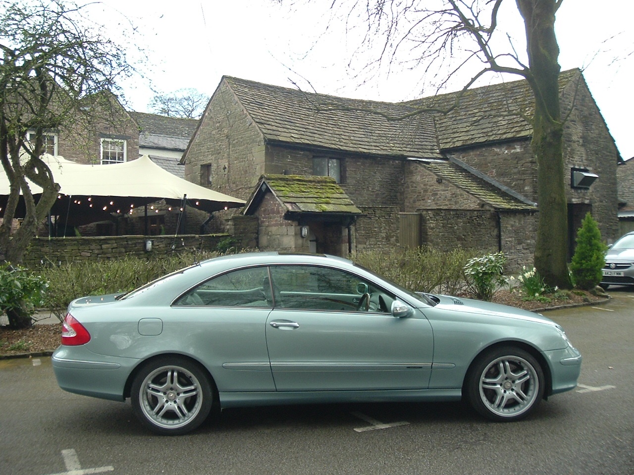 Lot 42 - 2002 Mercedes-Benz CLK 500 Elegance