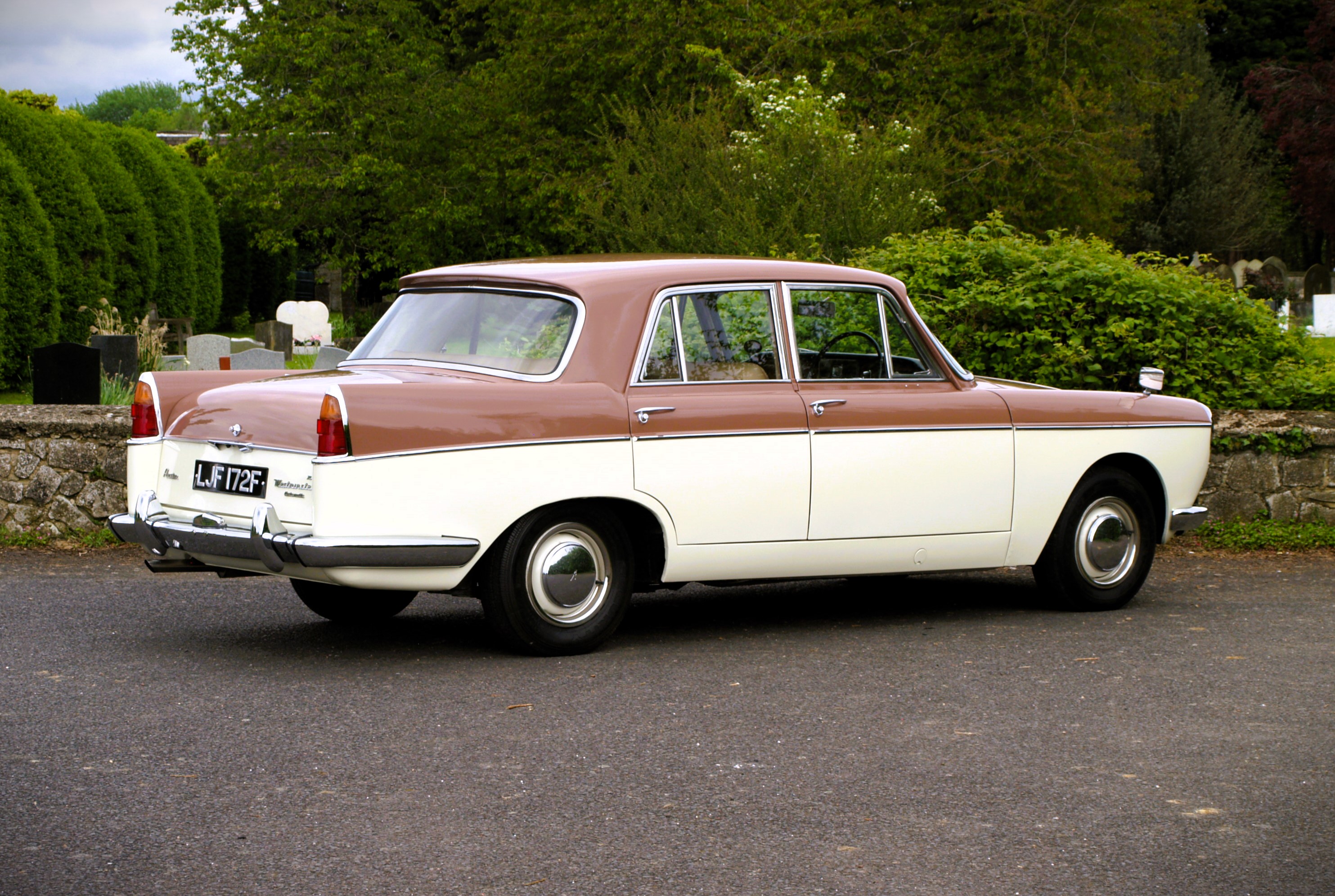 Lot 32 - 1967 Austin A110 Westminster Deluxe