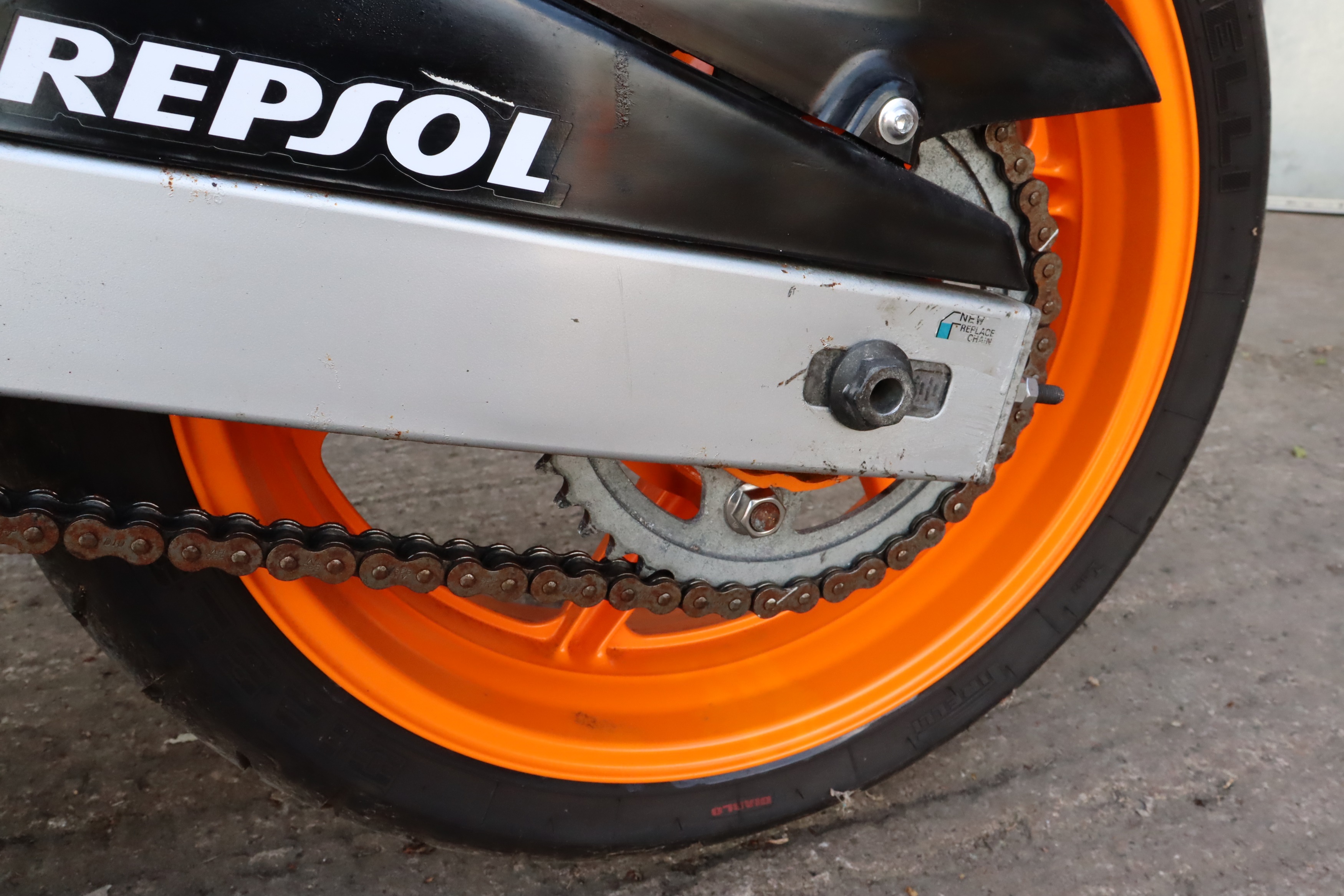Lot 130 - 1998 Honda CBR600 Repsol Replica