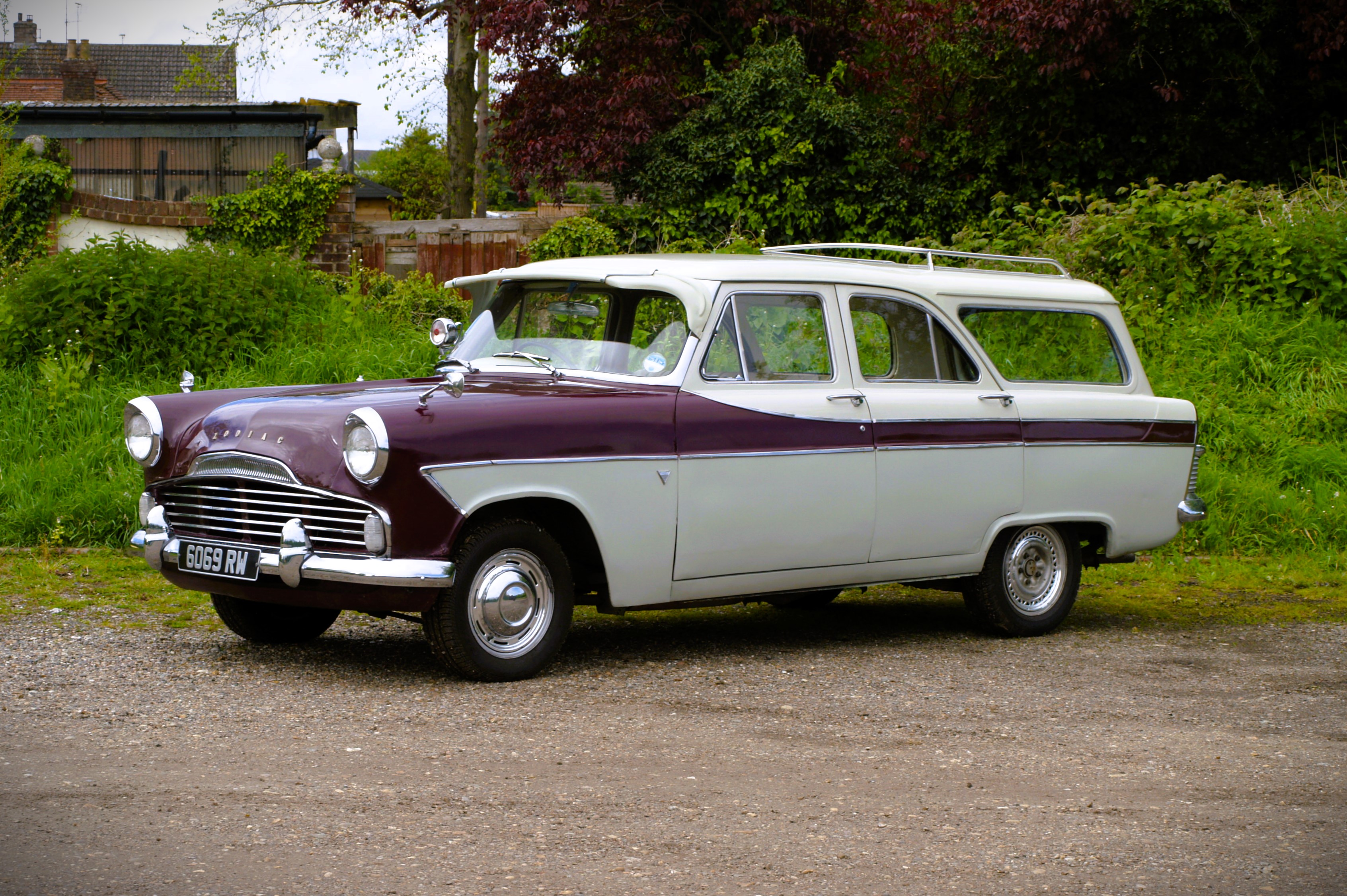 Lot 18 - 1961 Ford Zodiac MkII Farnham Estate