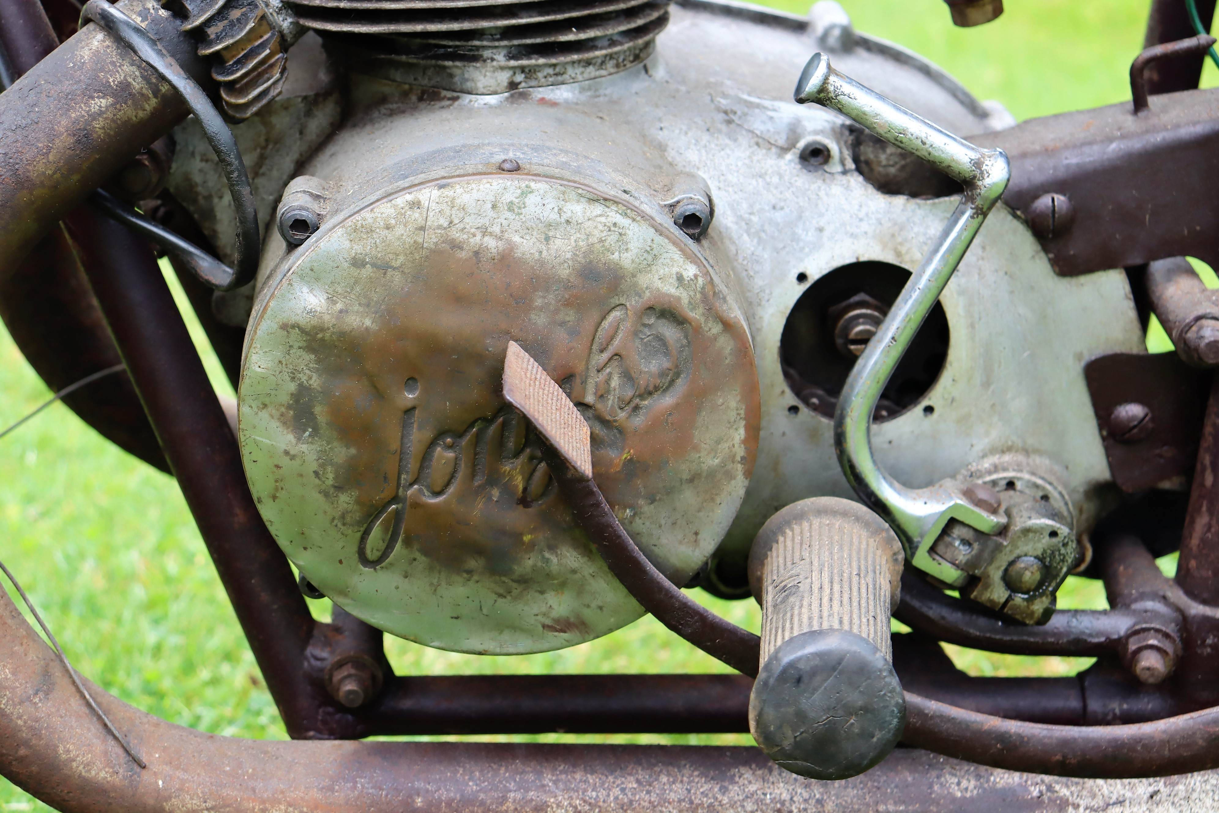 Lot 262 - c.1952 Jonghi H250