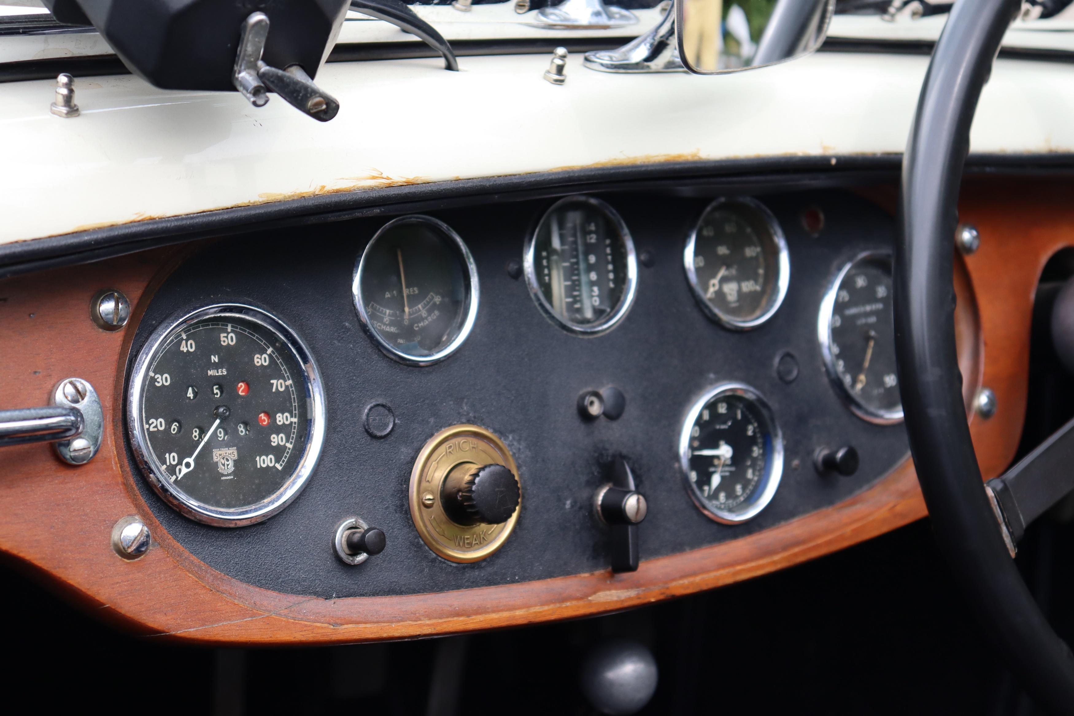 Lot 21 - 1932 Alvis Speed 20 SA Vanden Plas Tourer