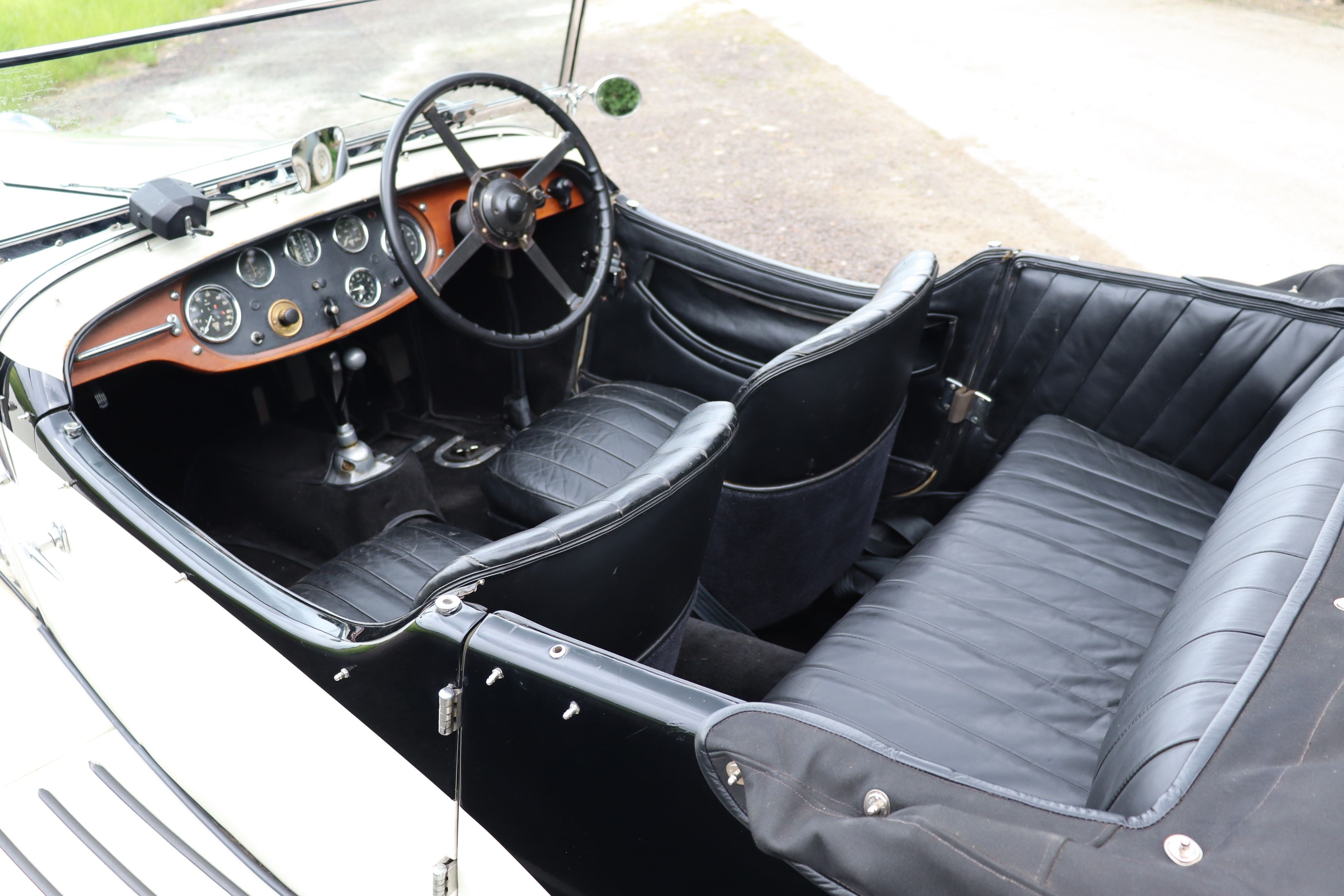 Lot 21 - 1932 Alvis Speed 20 SA Vanden Plas Tourer