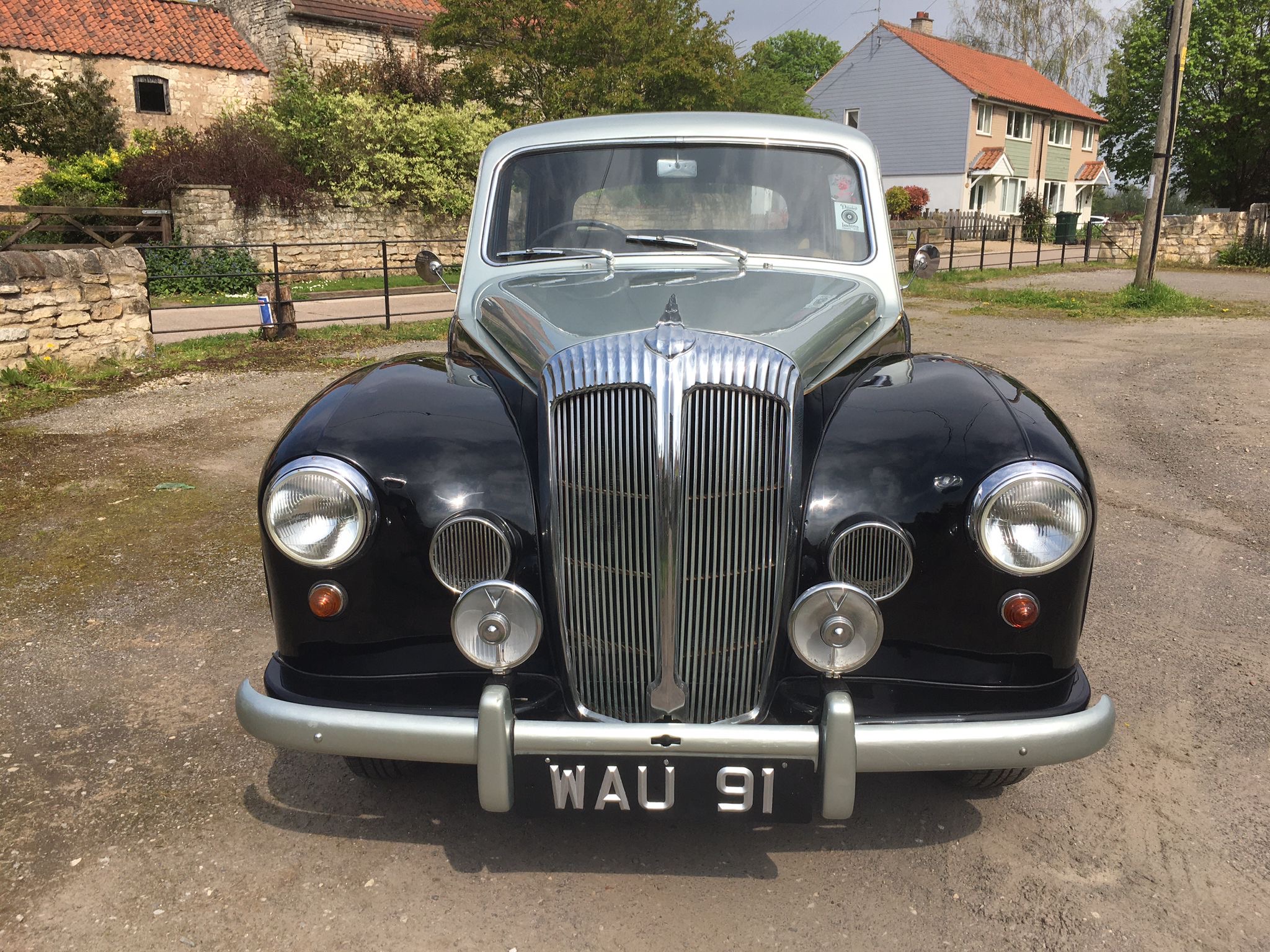 Lot 3 - 1955 Daimler Conquest Century