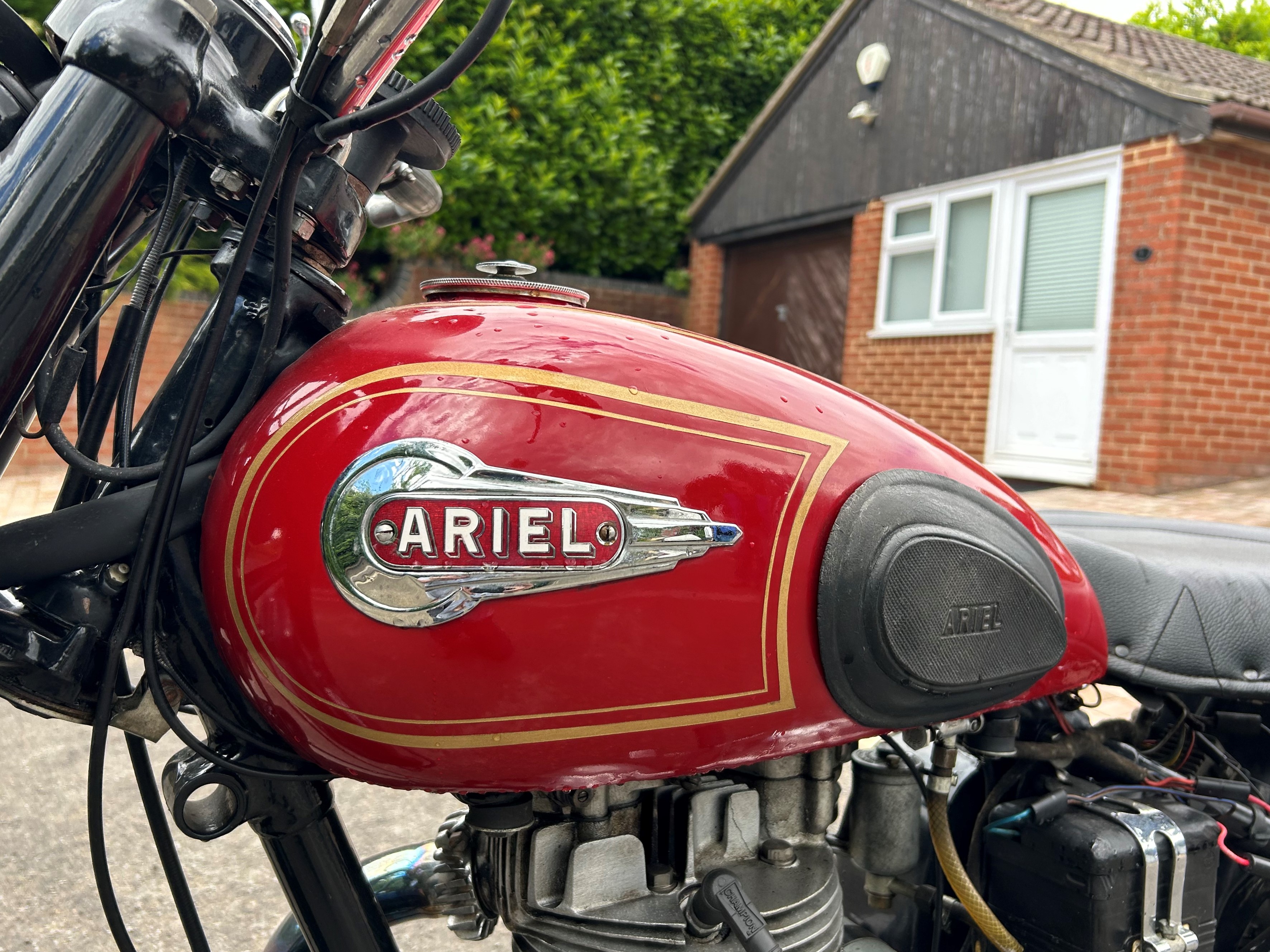 Lot 281 - 1952 Ariel VHA Red Hunter