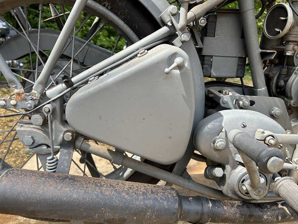Lot 106 - 1940 Royal Enfield 350 Bullet