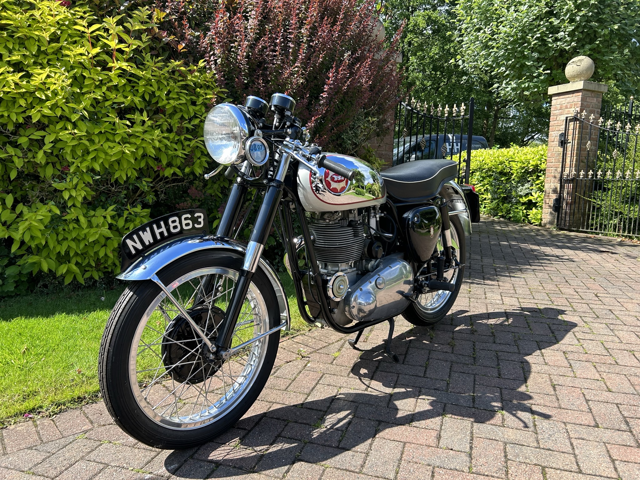 Lot 153 - 1959 BSA Gold Star 350