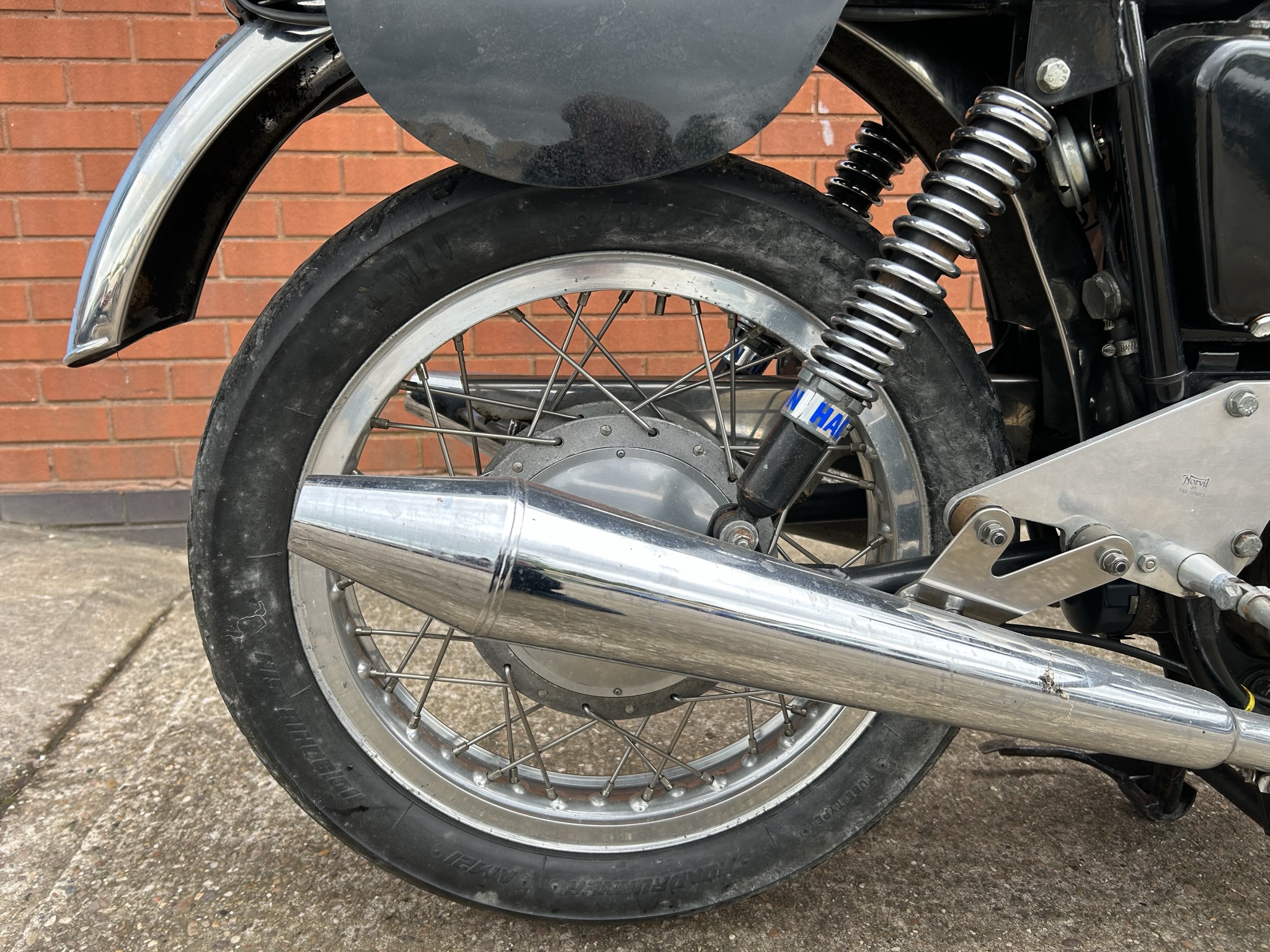 Lot 174 - 1971 Norton Norvil Commando 920
