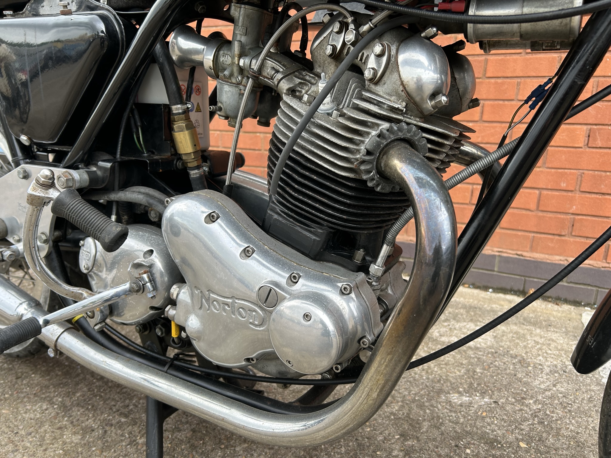Lot 174 - 1971 Norton Norvil Commando 920