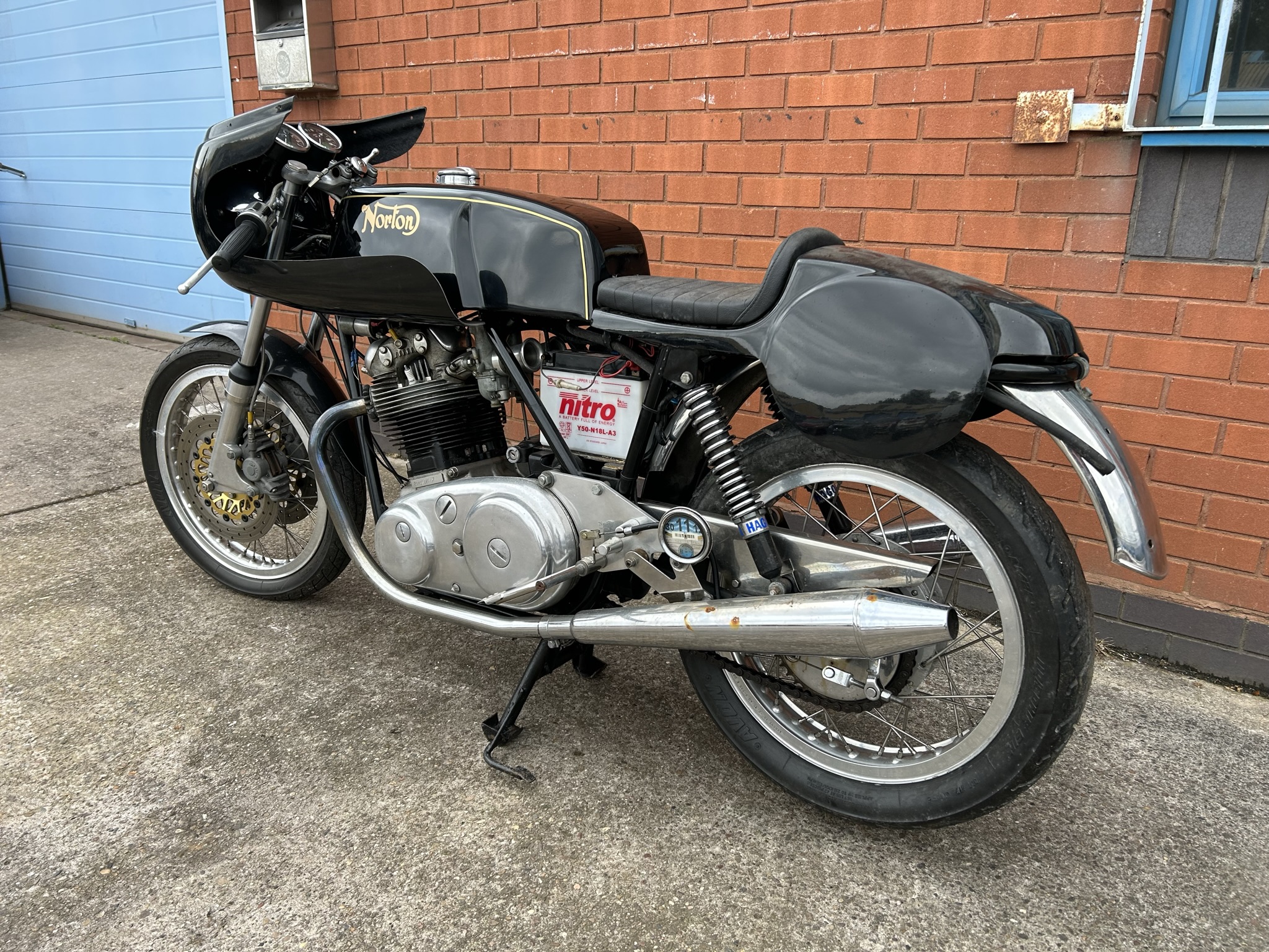 Lot 174 - 1971 Norton Norvil Commando 920