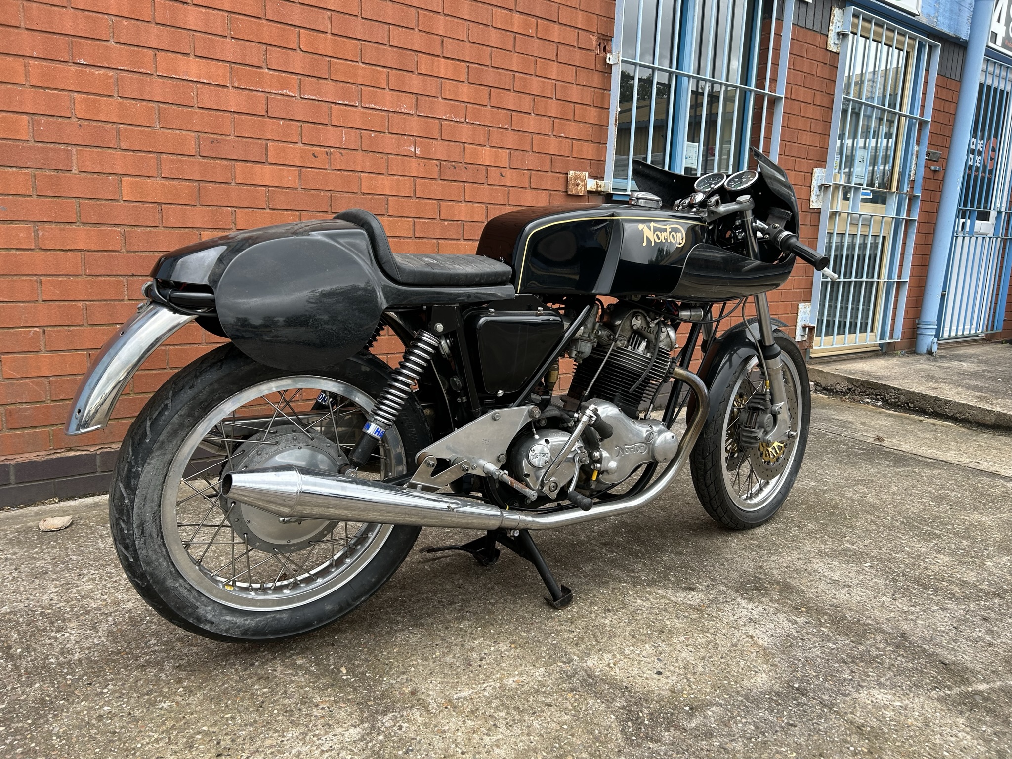Lot 174 - 1971 Norton Norvil Commando 920
