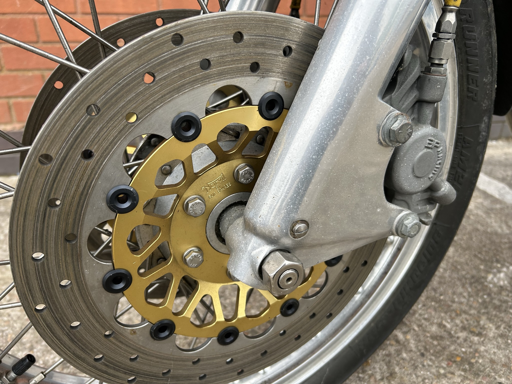 Lot 174 - 1971 Norton Norvil Commando 920