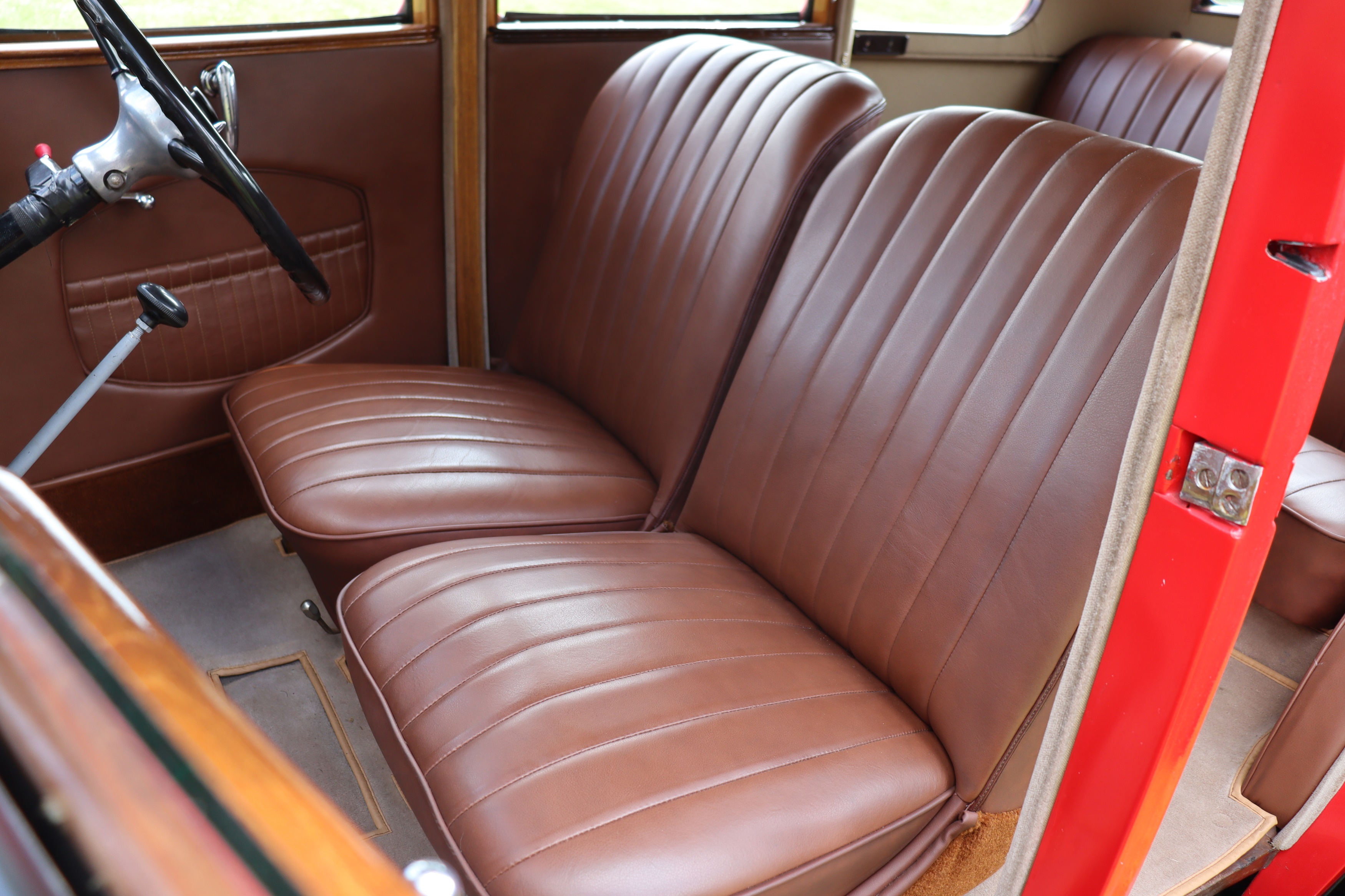 Lot 8 - 1934 Standard Big Twelve Saloon