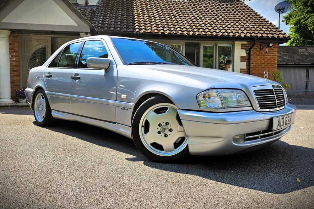 Lot 22 - 1999 Mercedes-Benz C43 AMG (W202)