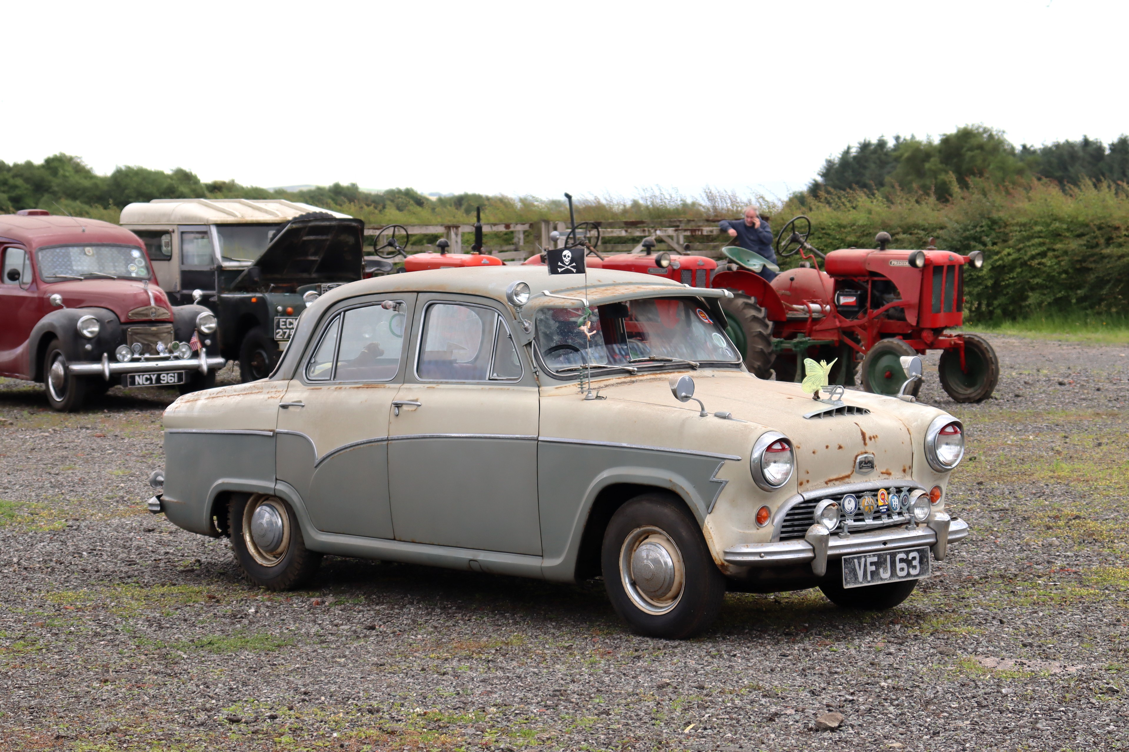 Lot 1 - 1957 Austin A55 Cambridge Saloon