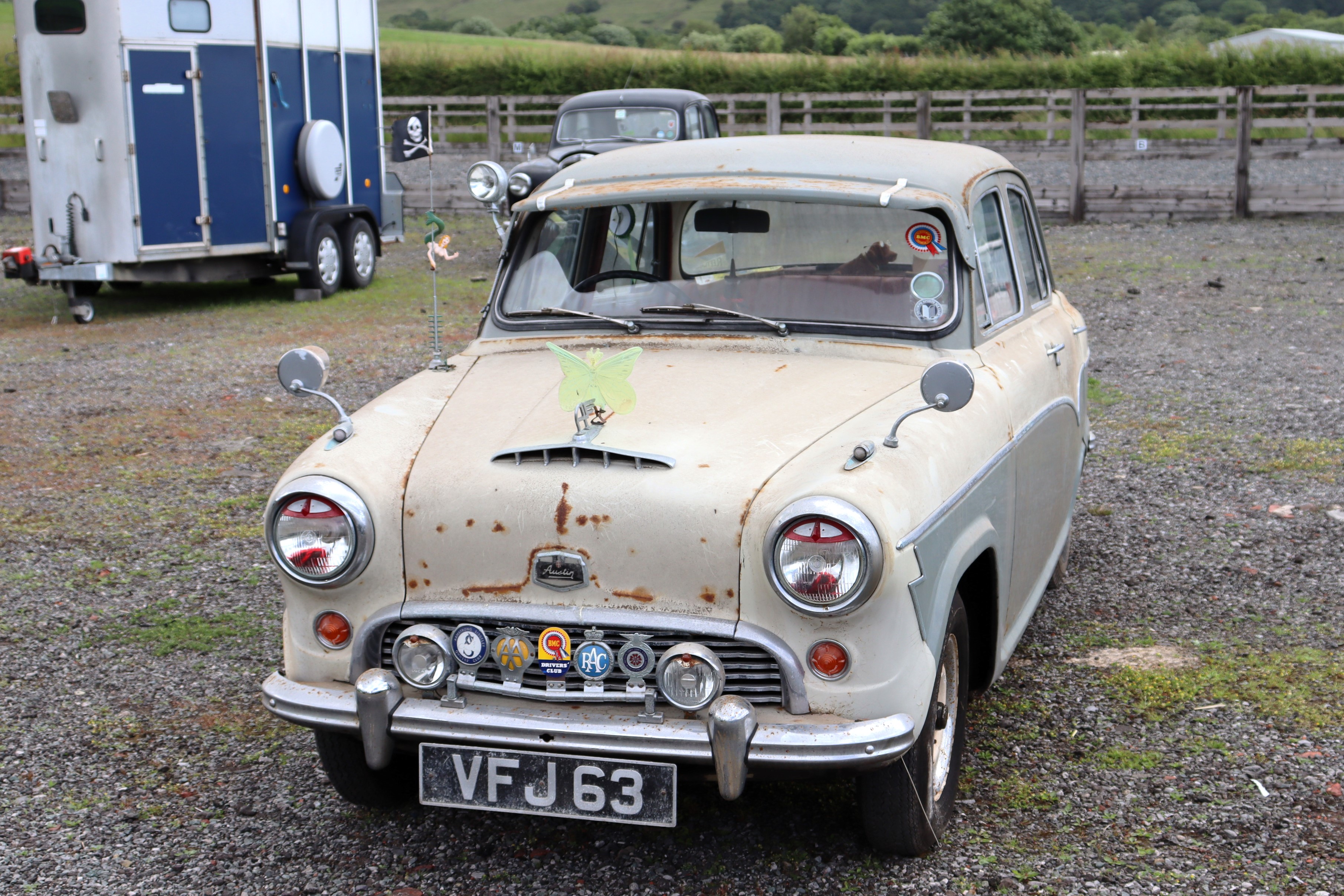 Lot 1 - 1957 Austin A55 Cambridge Saloon