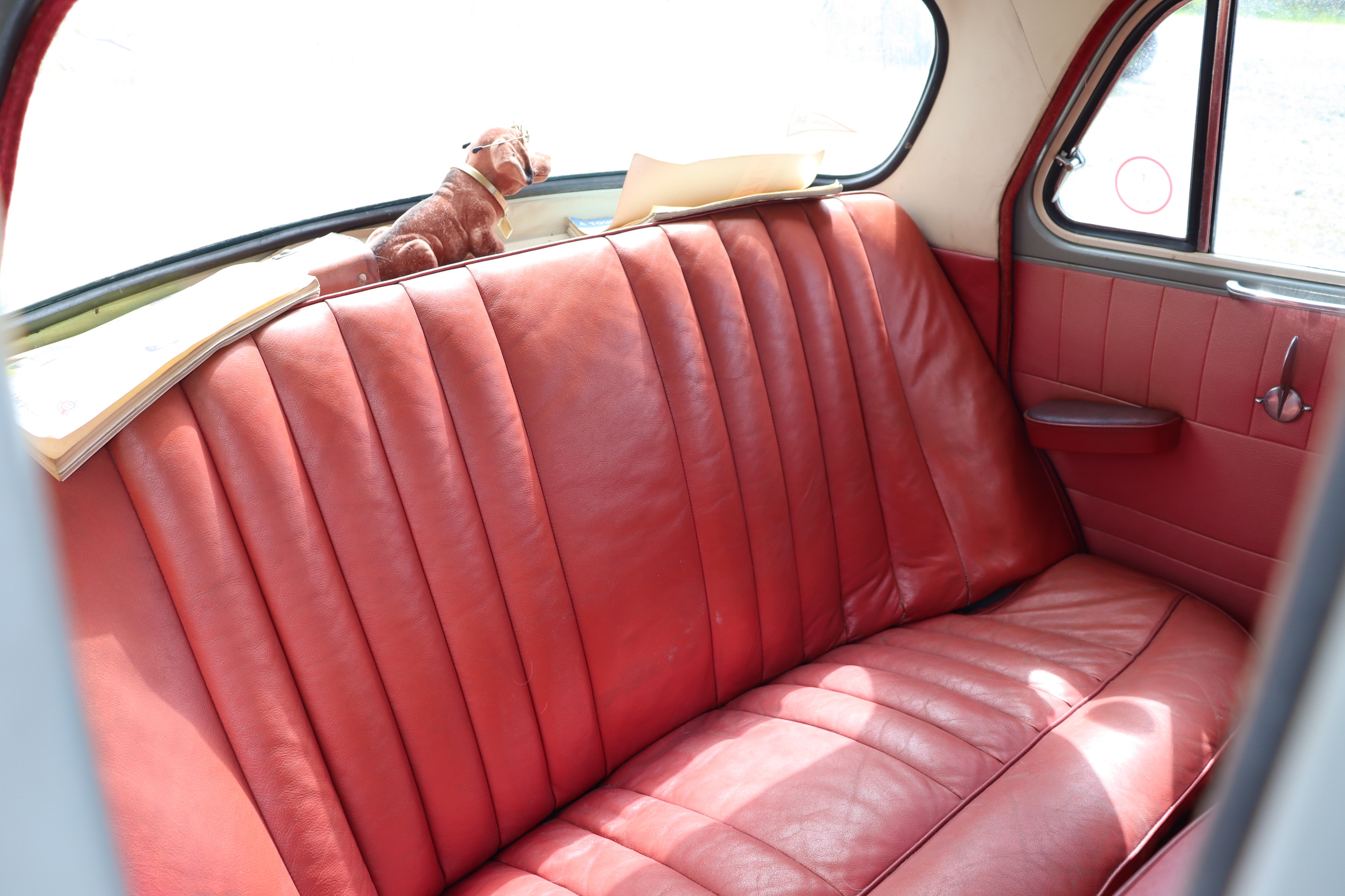 Lot 1 - 1957 Austin A55 Cambridge Saloon
