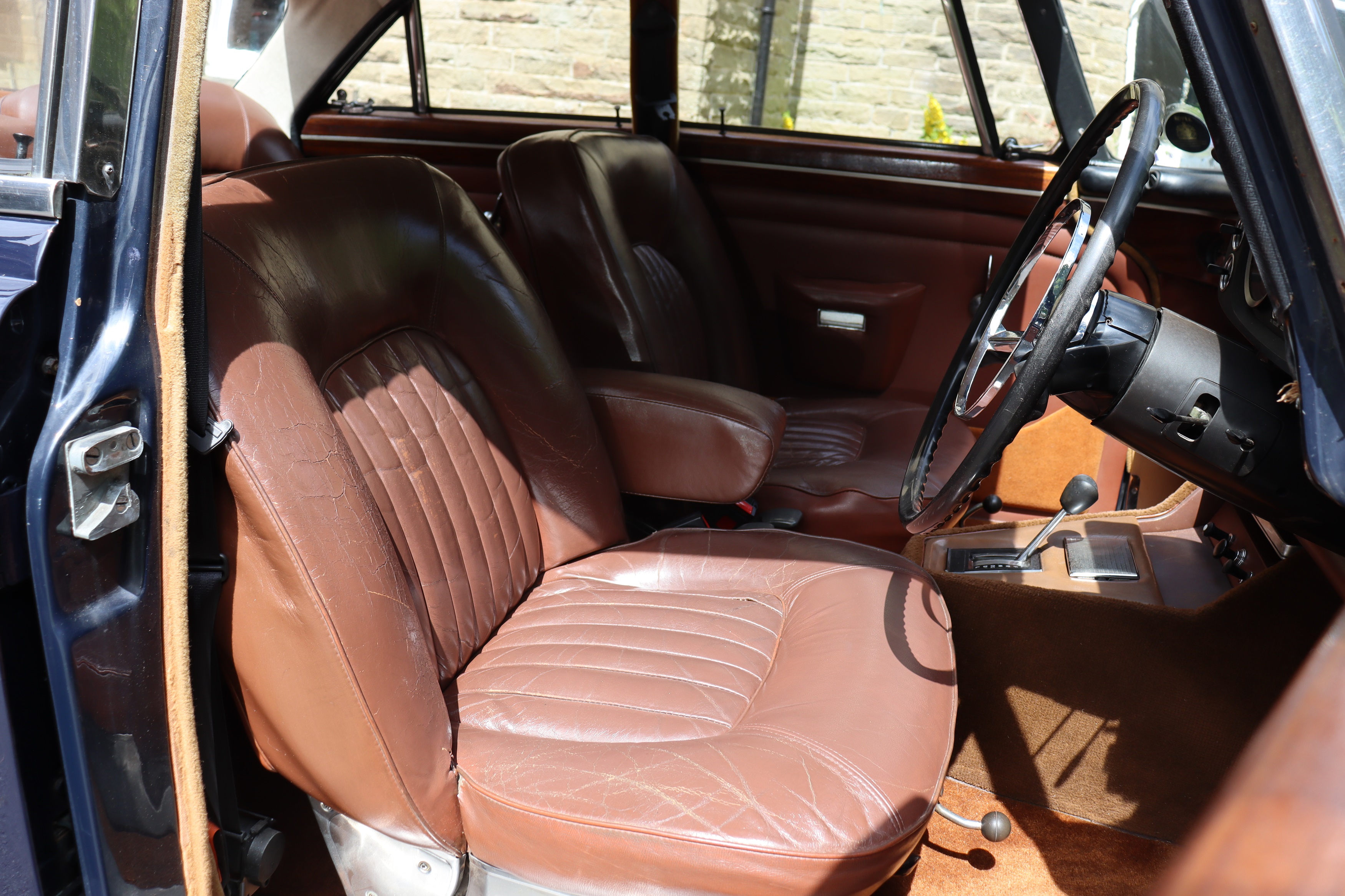 Lot 104 - 1969 Rover P5B 3.5 Coupe