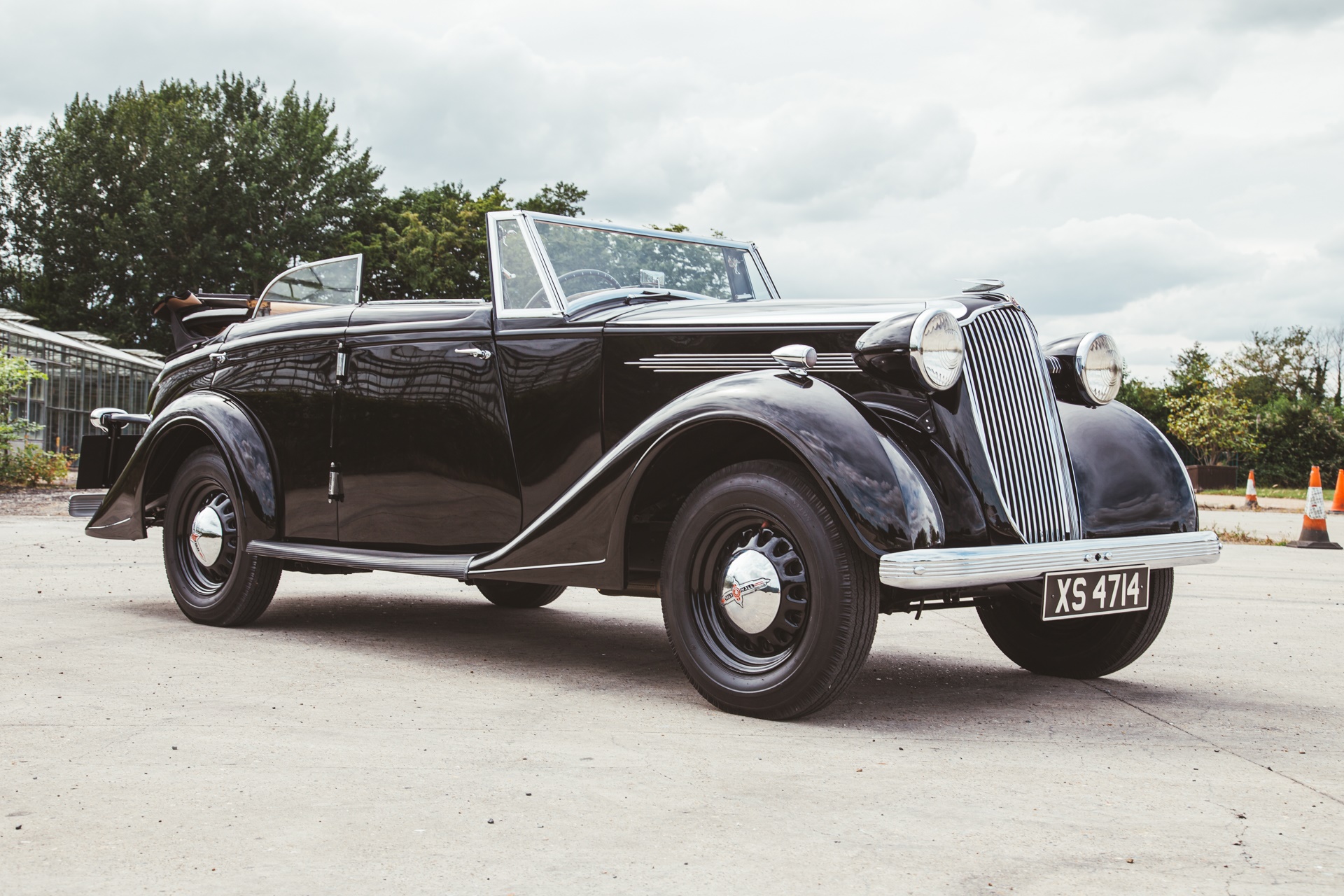 Lot 57 - 1938 Vauxhall GY 25 Wingham Cabriolet