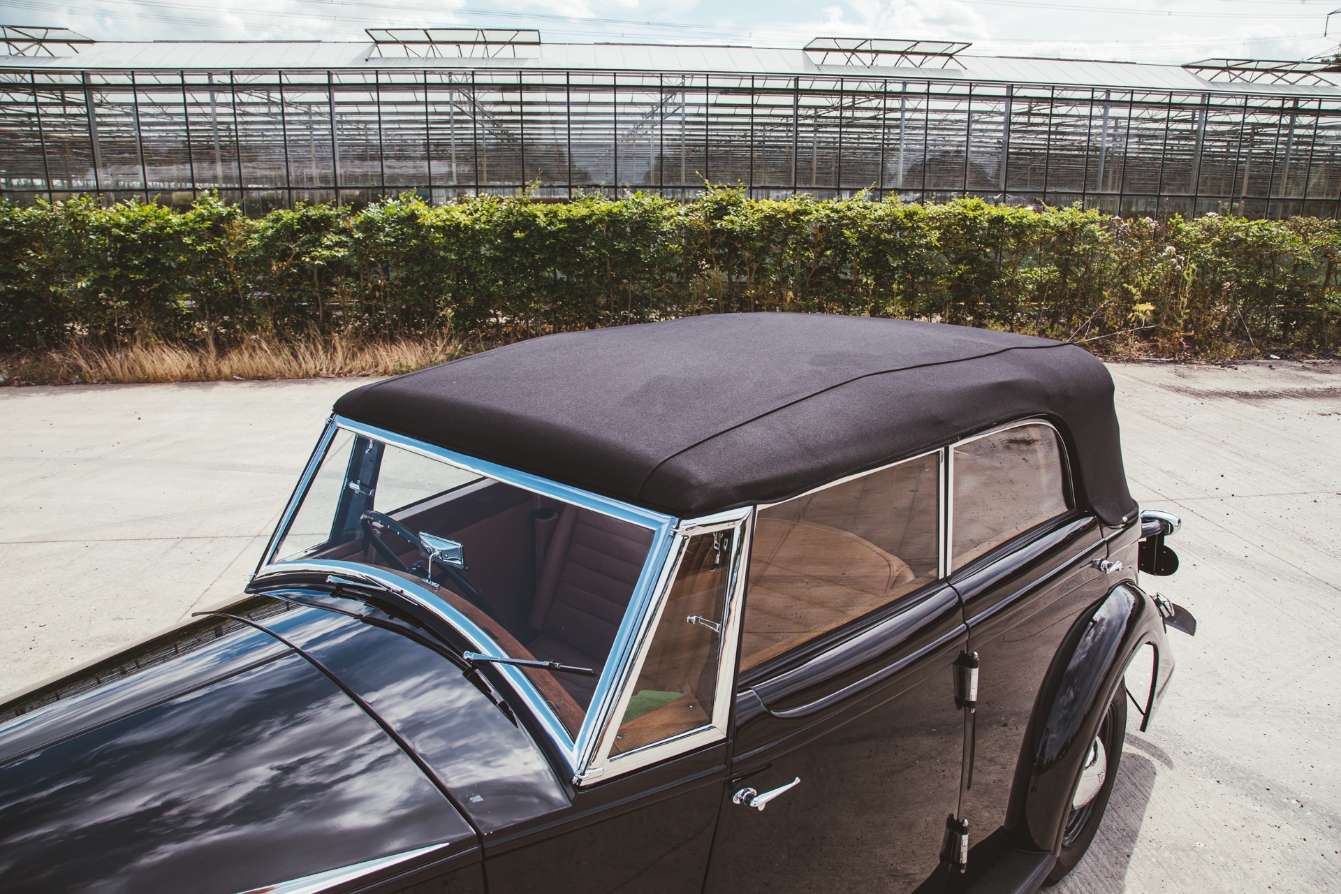 Lot 57 - 1938 Vauxhall GY 25 Wingham Cabriolet